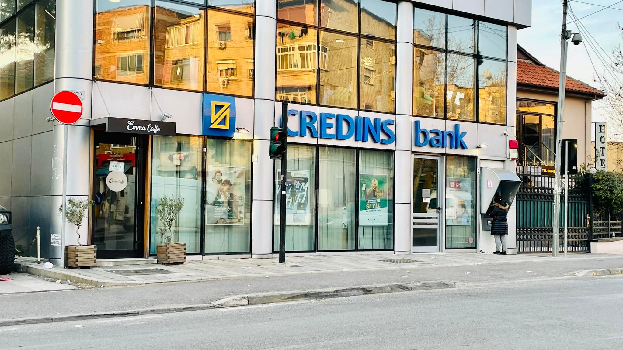 Credins Bank + Emma Caffe - Tirana