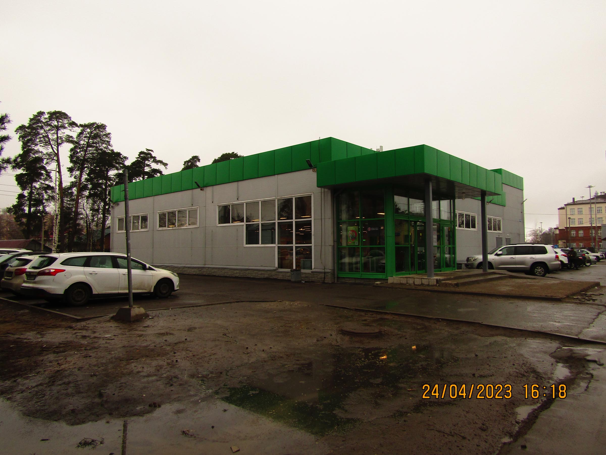 Pyaterochka grocery store - Saint Petersburg