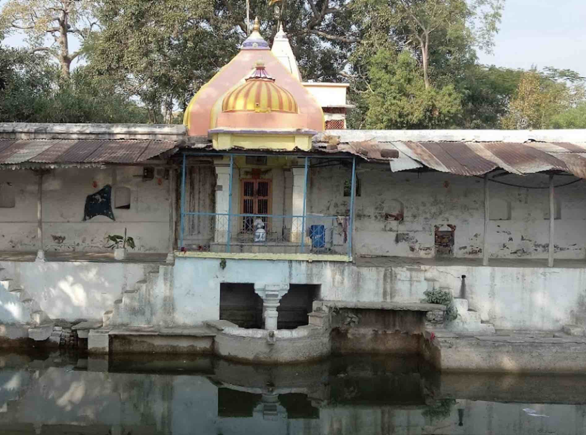 Shri Raja Sahab Ka Mahal - Multhan