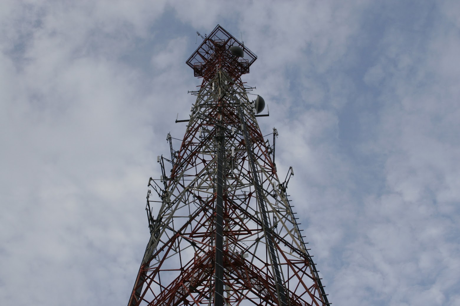 AT&T Long Lines New Britain Microwave Relay | microwave tower ...