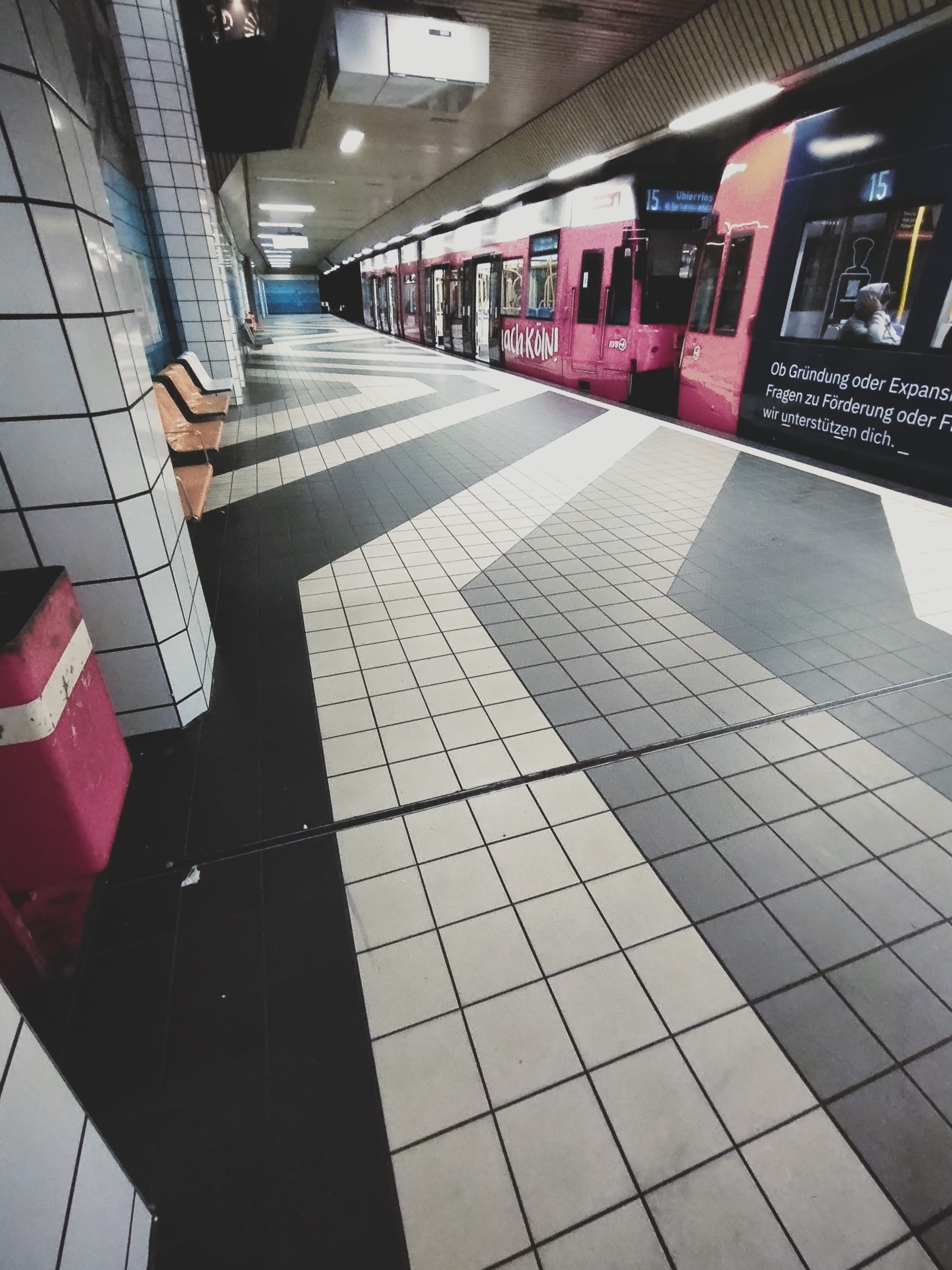 U-Bahn-Station Rudolfplatz - Köln