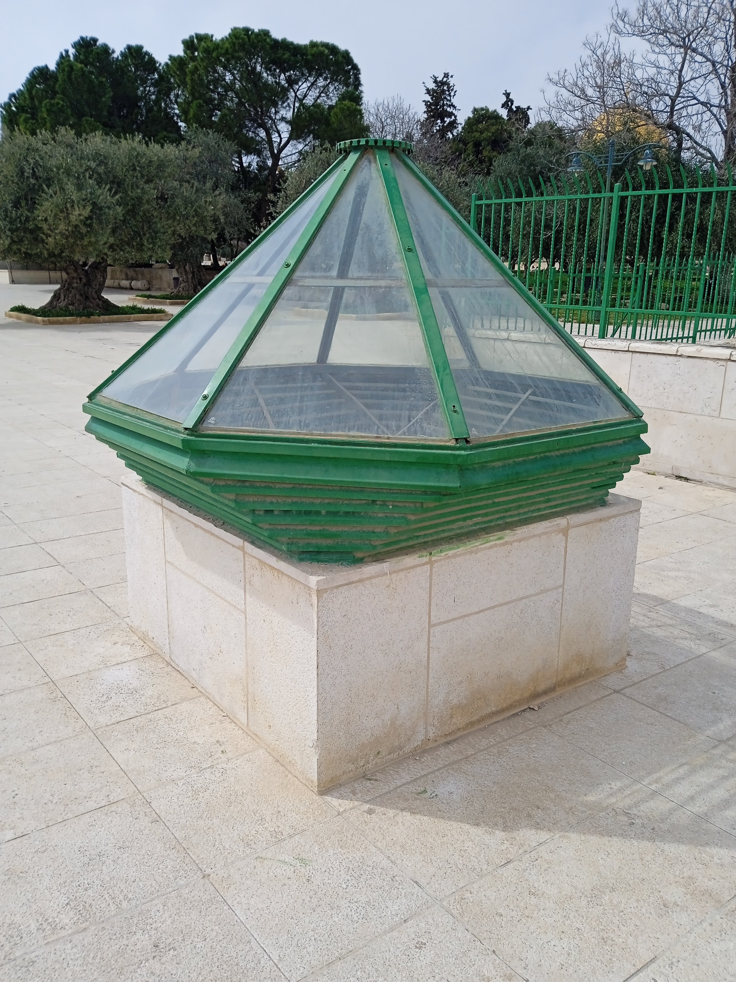 Octagonal Pyramid Roof Window - Jerusalem