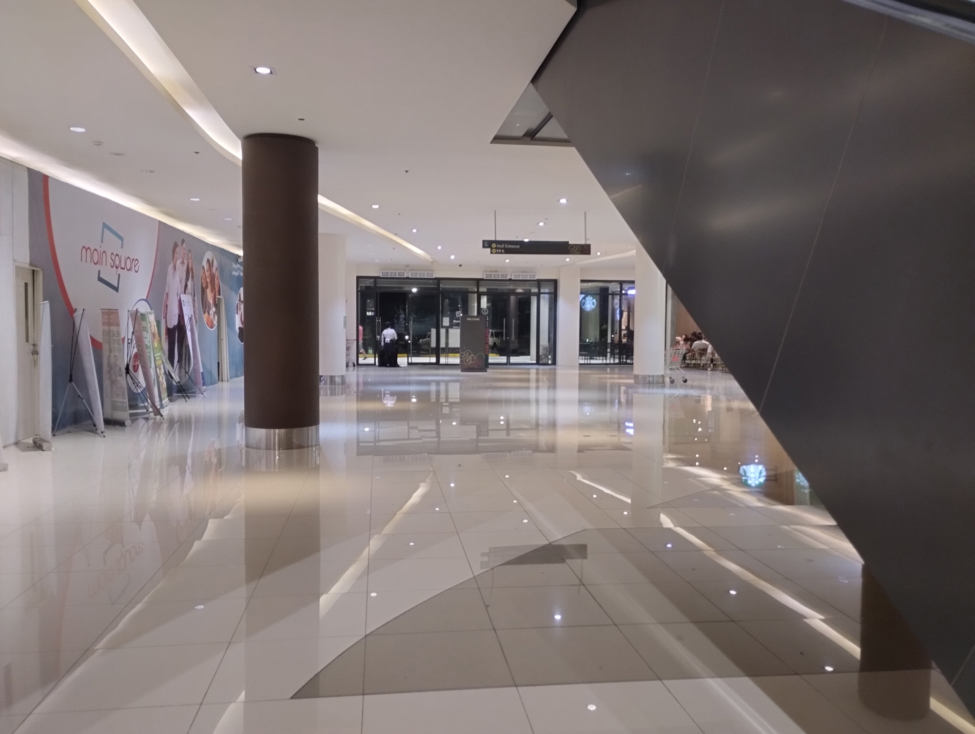 Main Square - Bacoor