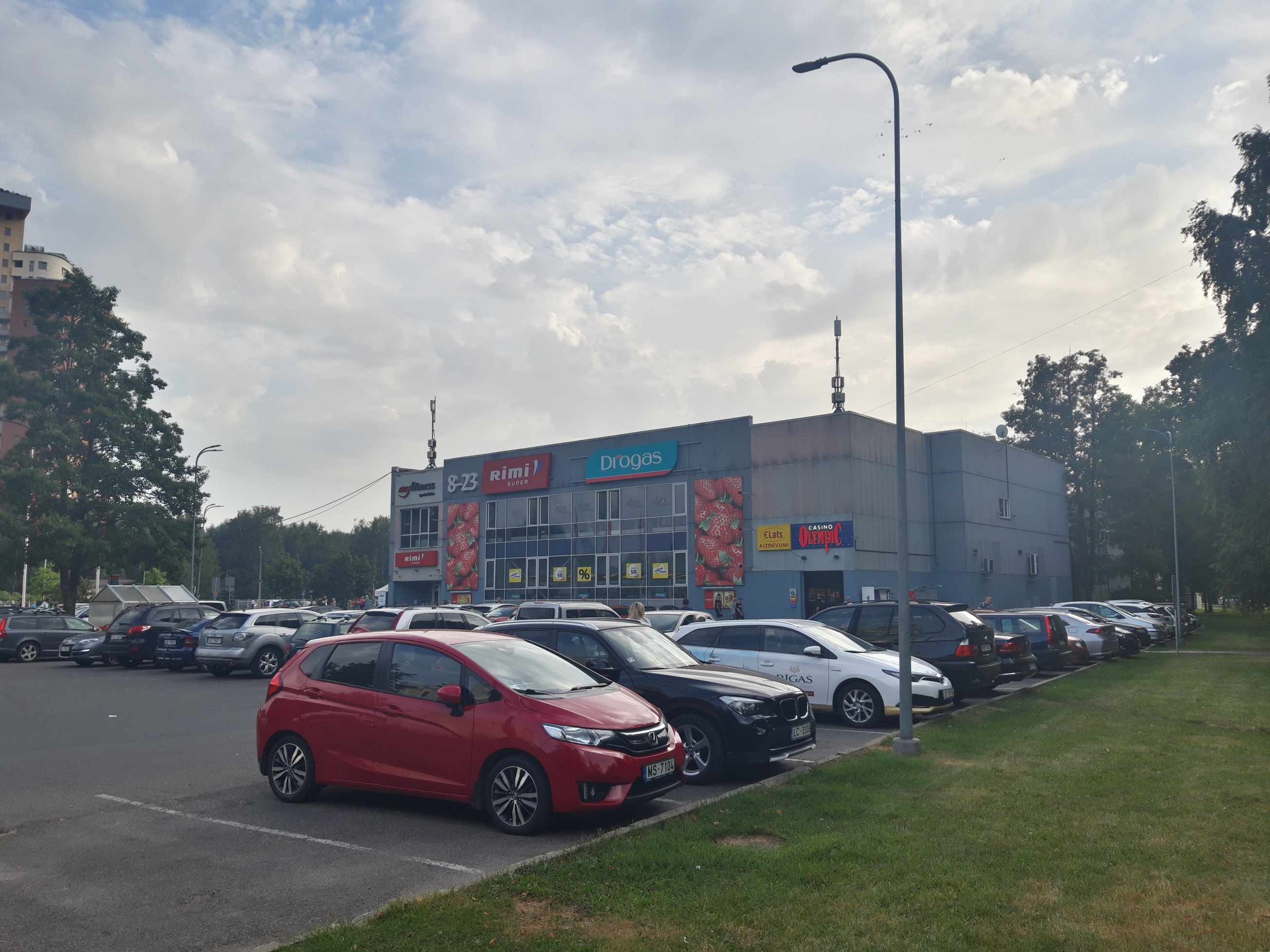 Shopping centre "Rimi Imanta" - Riga