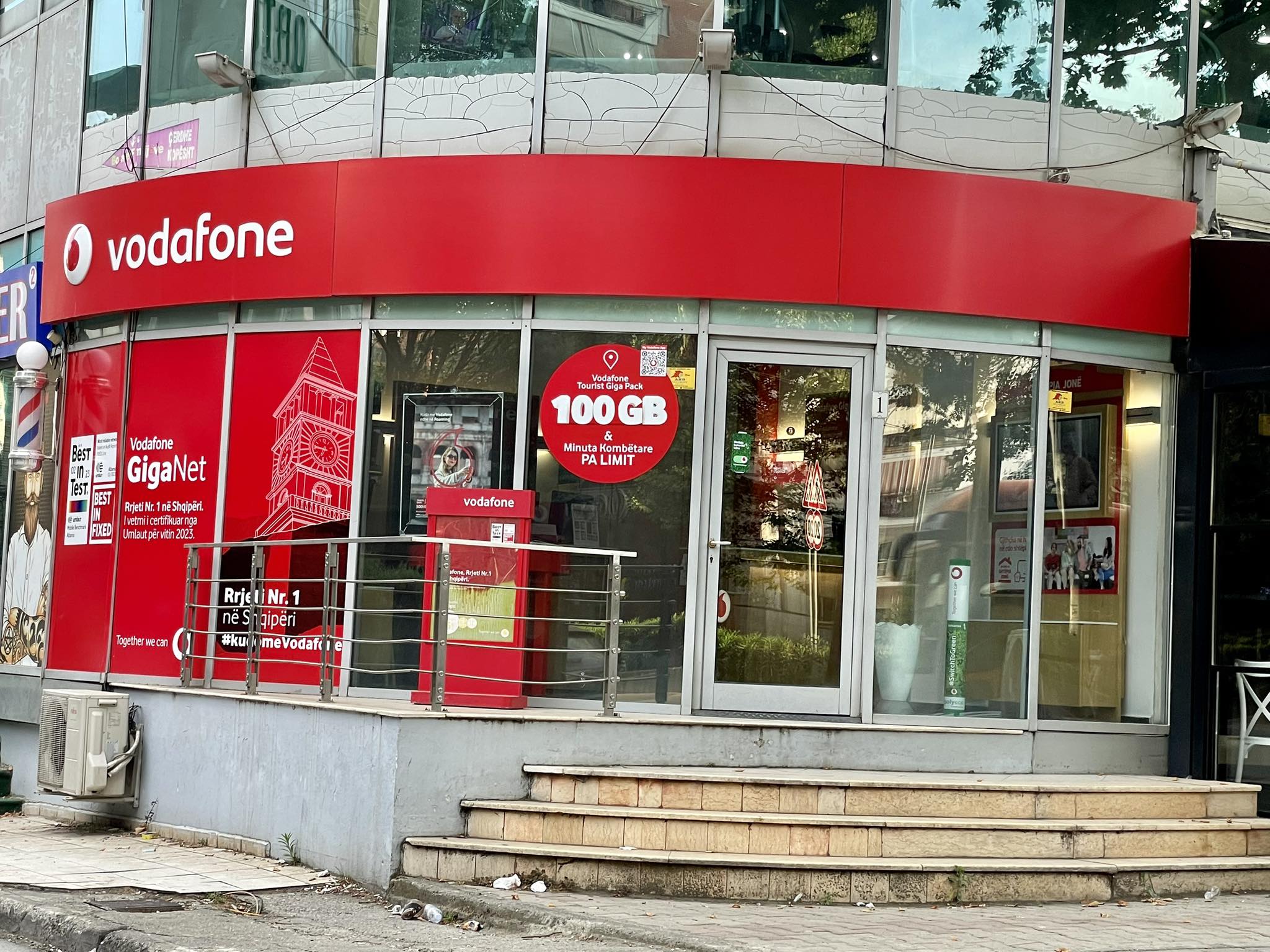 Vodafone - Tirana