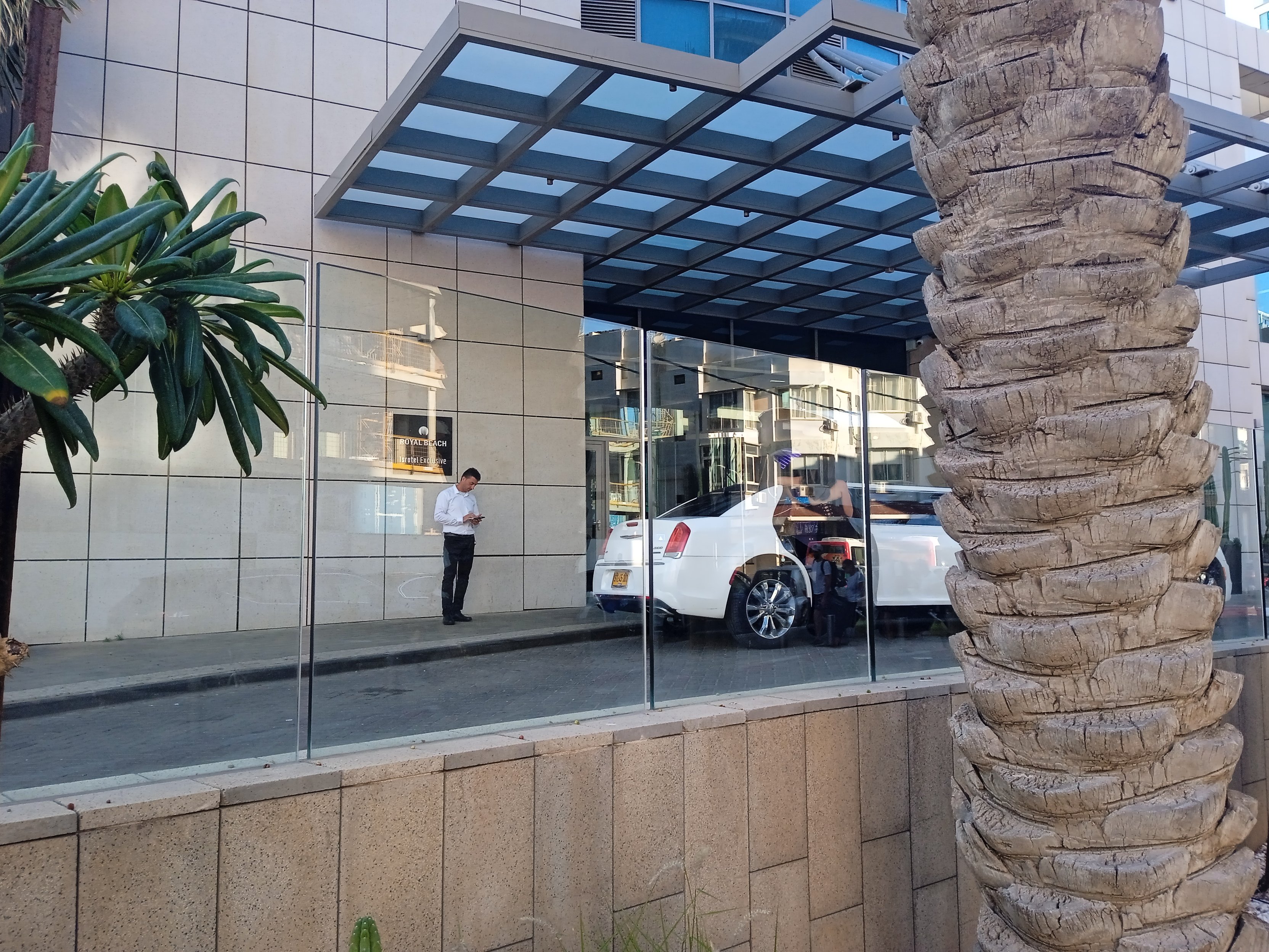 Sea One Tower - Tel Aviv-Yafo