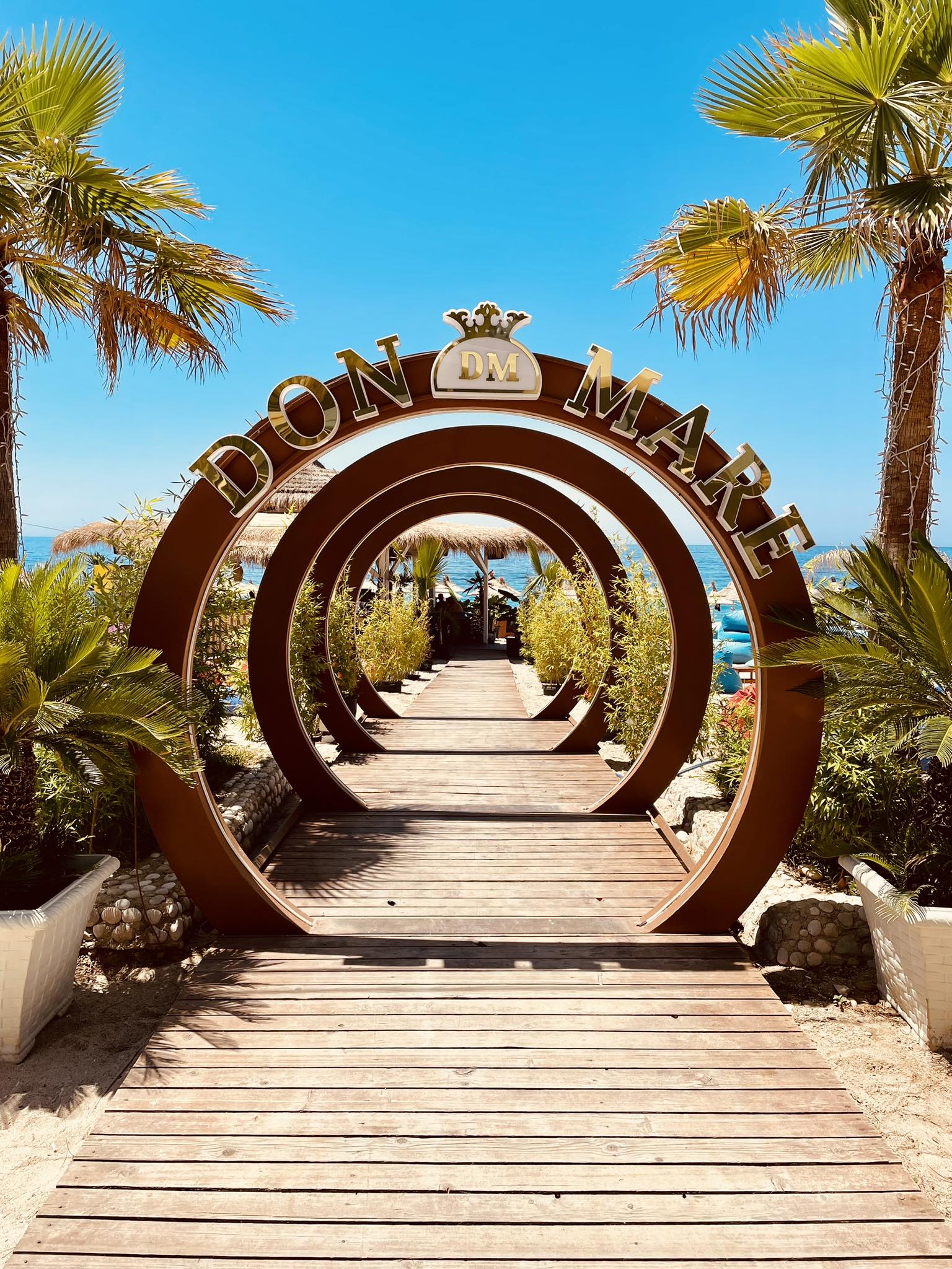 Don Mare | restaurant (en), beach bar (en)