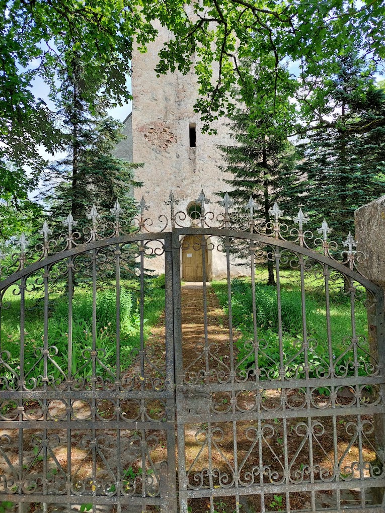 Laiuse Püha Jüri kirik - Laiuse | kristlus, huvitav koht, monument ...