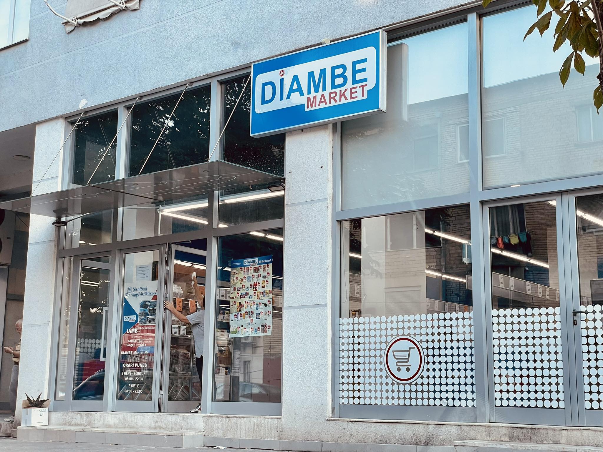 Diambe Market 15 - Tirana