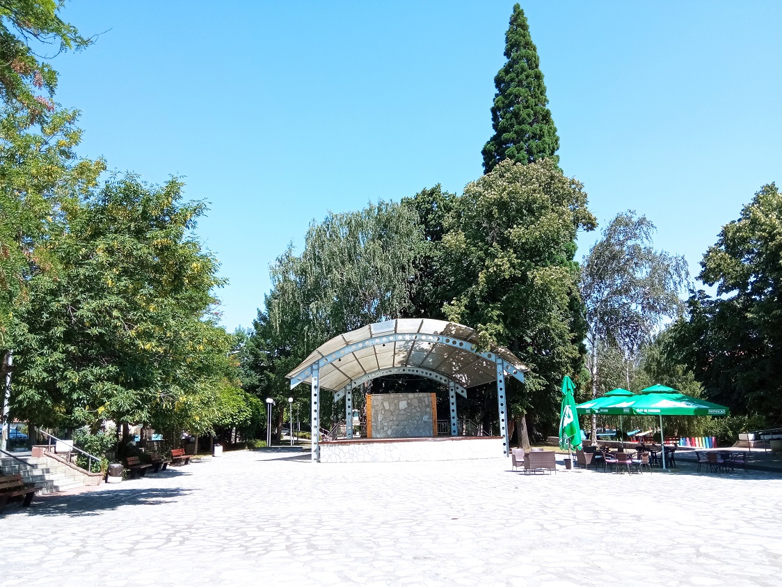 Center Square - Kocherinovo