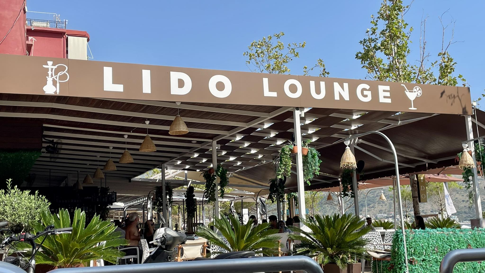 Lido Lounge