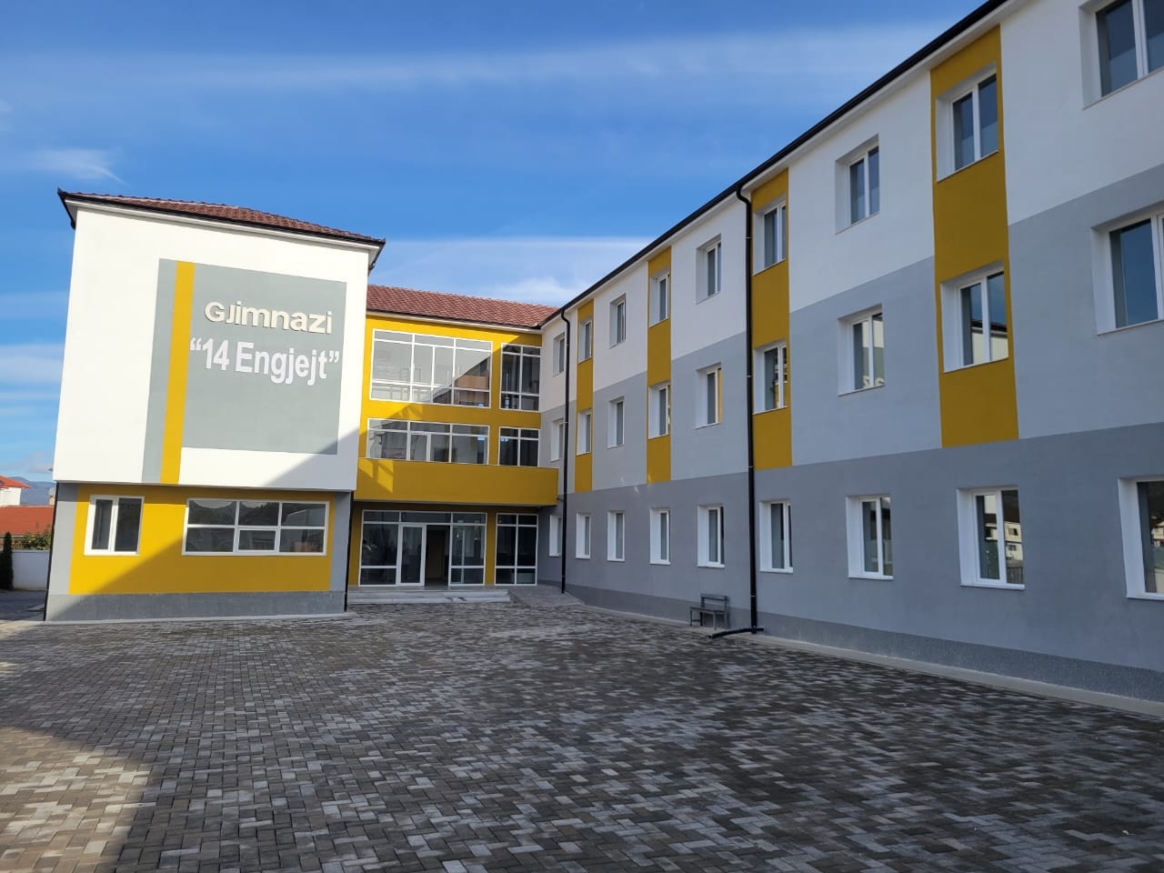 Shkolla 9-vjeçare "Servet Agolli" + Gjimnazi "14 Engjëjt" - Buçimas ...