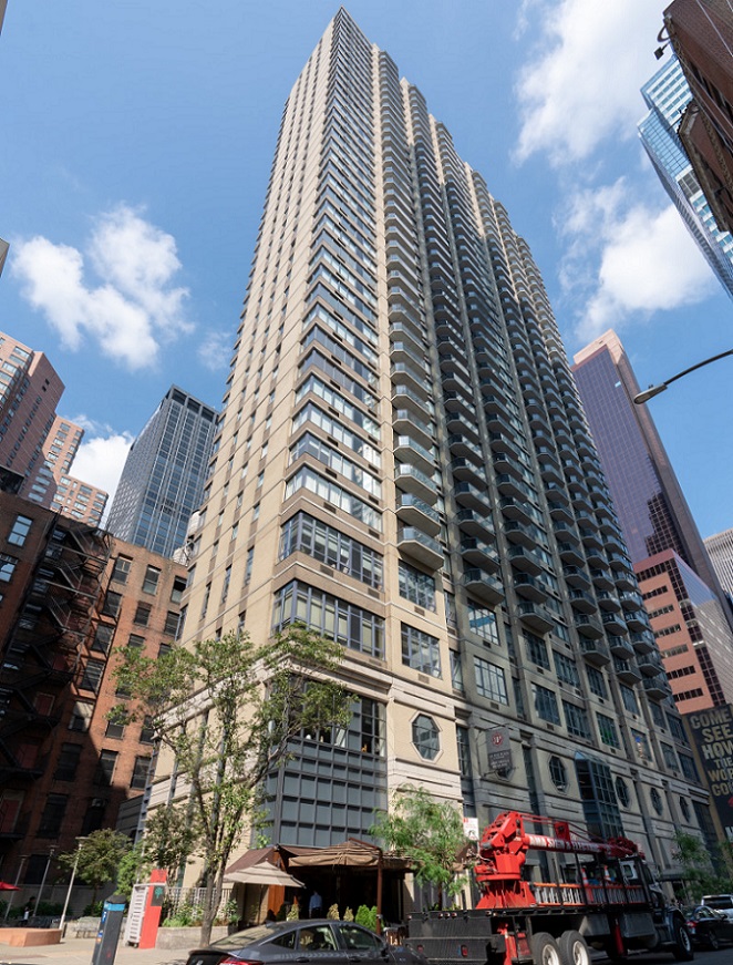 Ritz Plaza Apartments