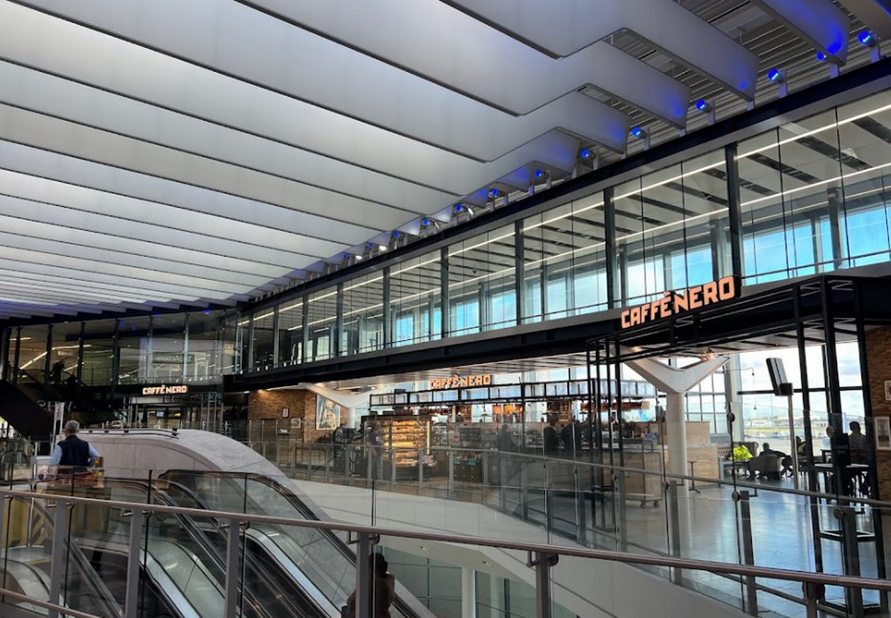 Terminal 2 (The Queen's Terminal)