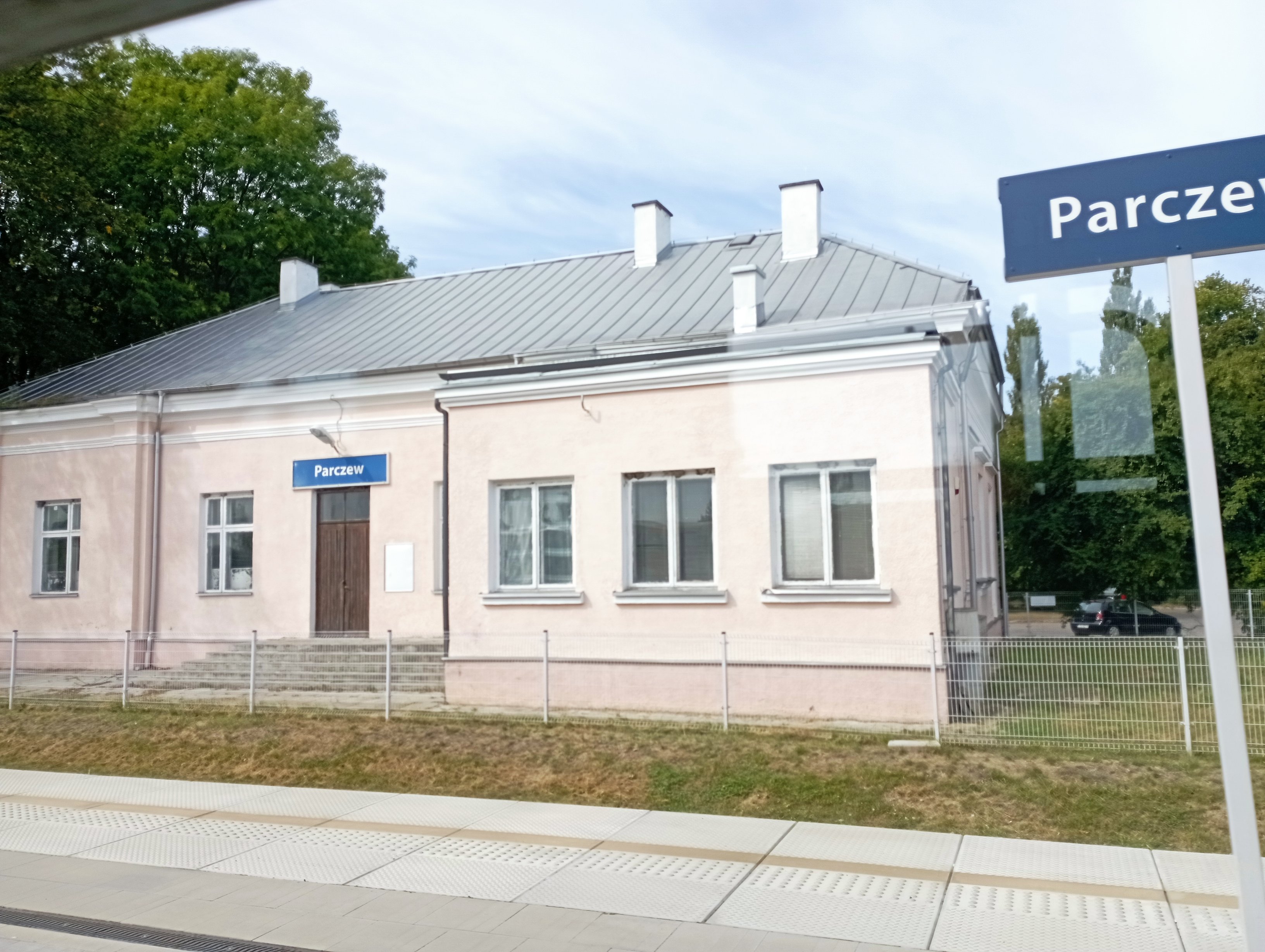 Train Station in Parczew (fon. Parchew) - Parczew
