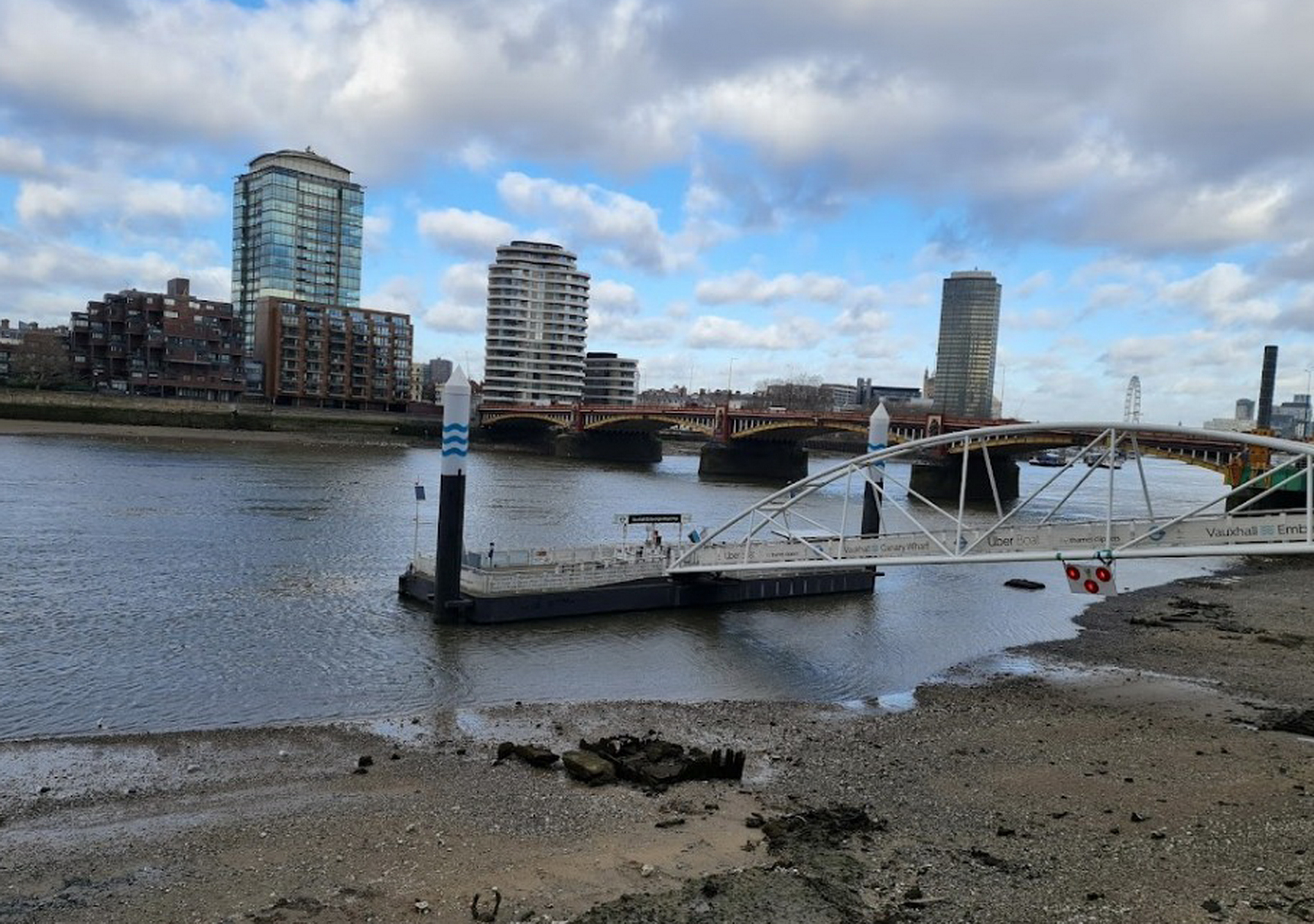 Vauxhall Bridge - London (English)