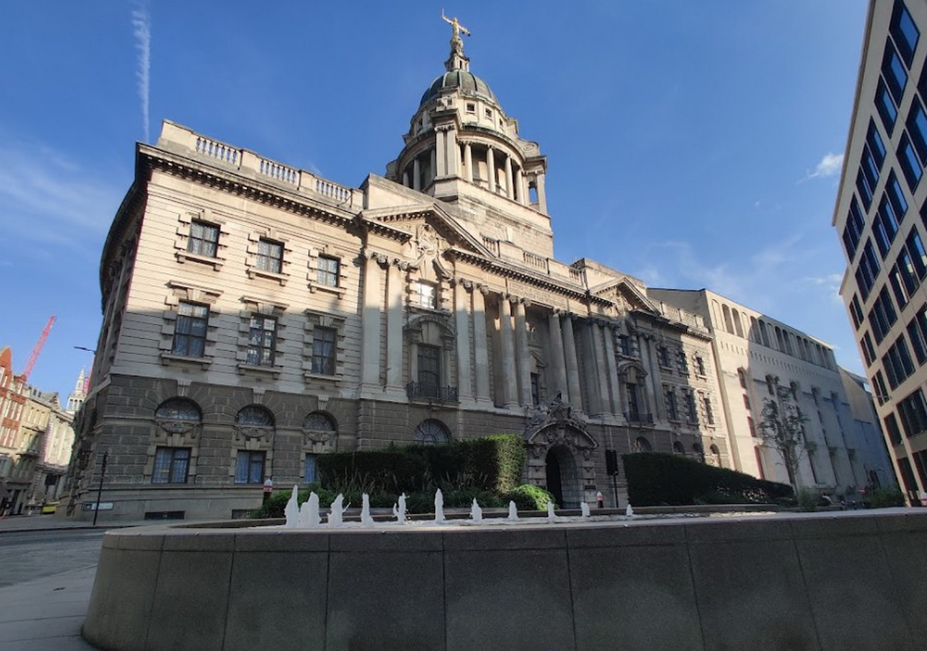 Central Criminal Court (Old Bailey) - London