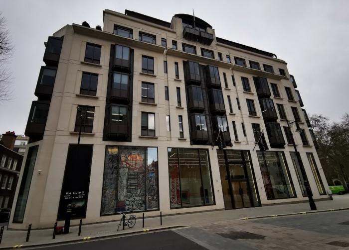 Phillips (auctioneers) - London