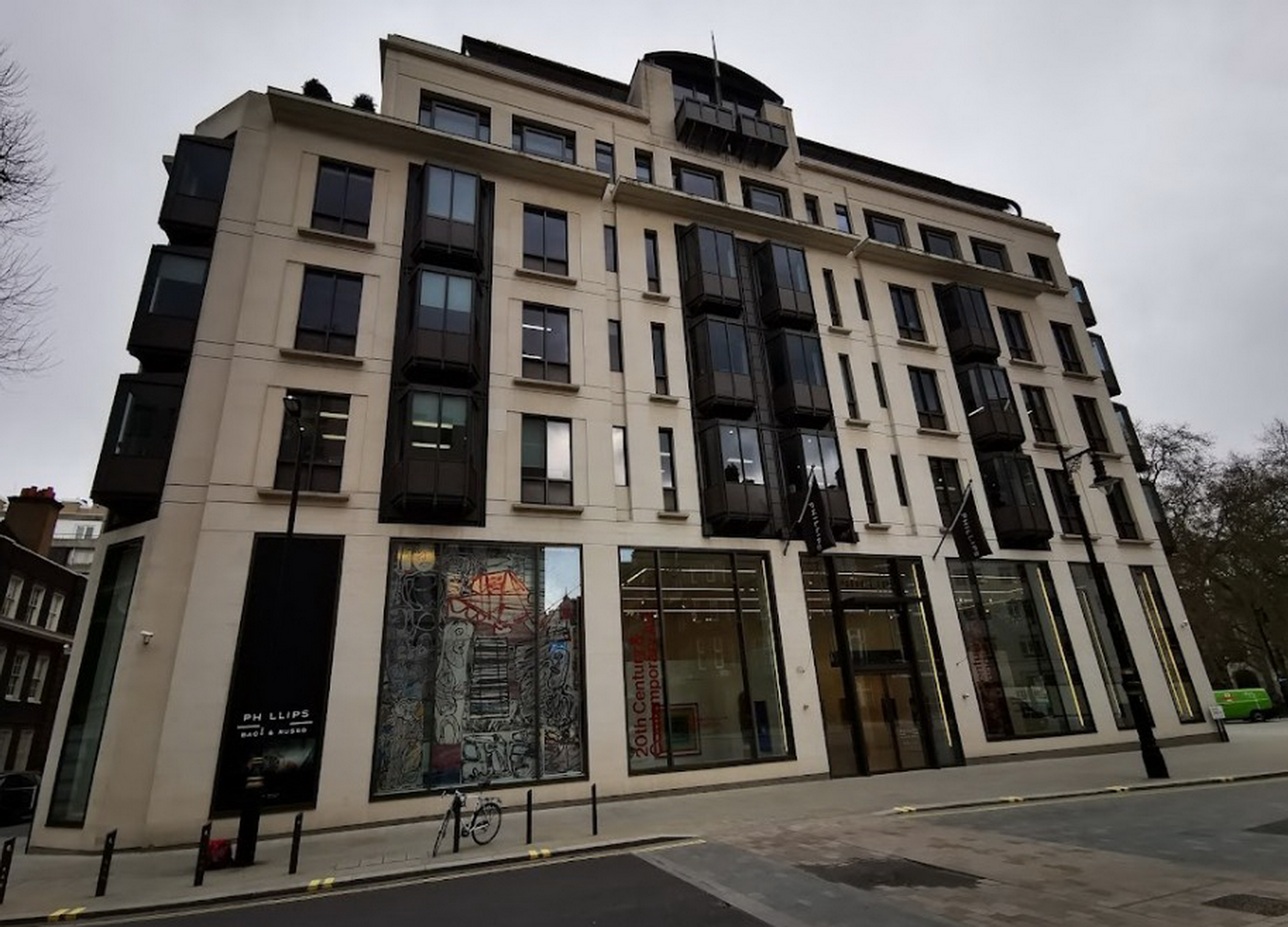 Phillips (auctioneers) - London