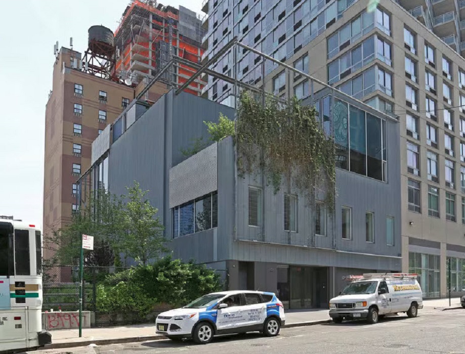 Affirmation Arts Building | commercial building