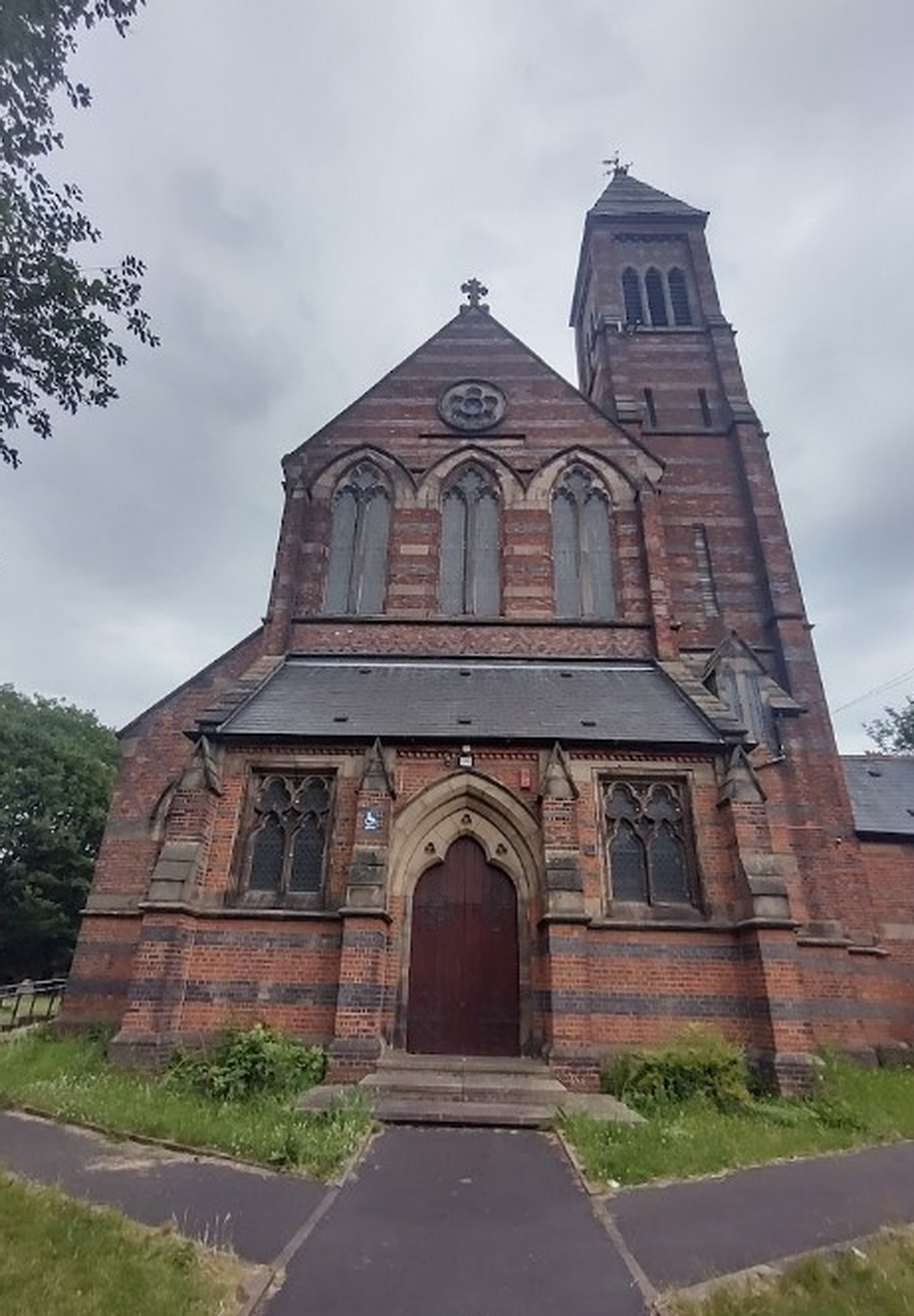 St Cross' Churchyard - Manchester
