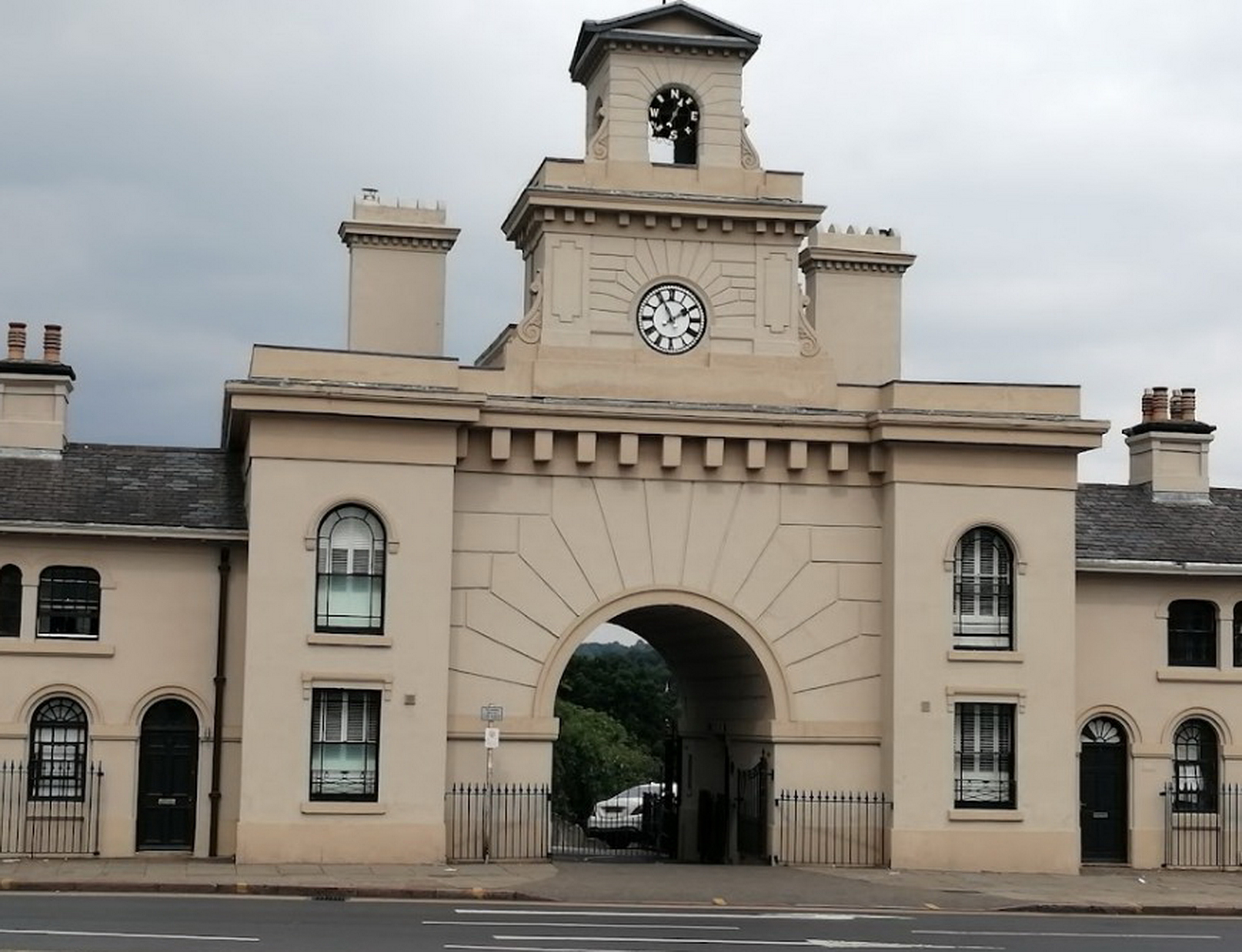 Gatehouse of General Cemetery - Nottingham