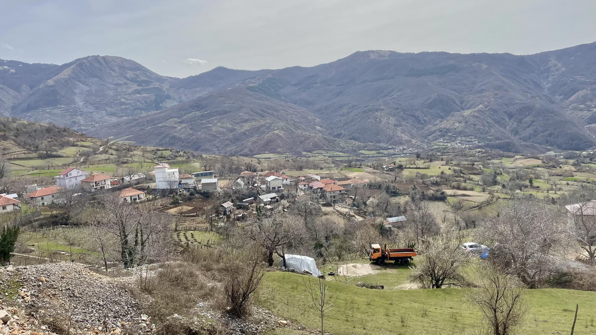 Shën Mëri (Burimas)