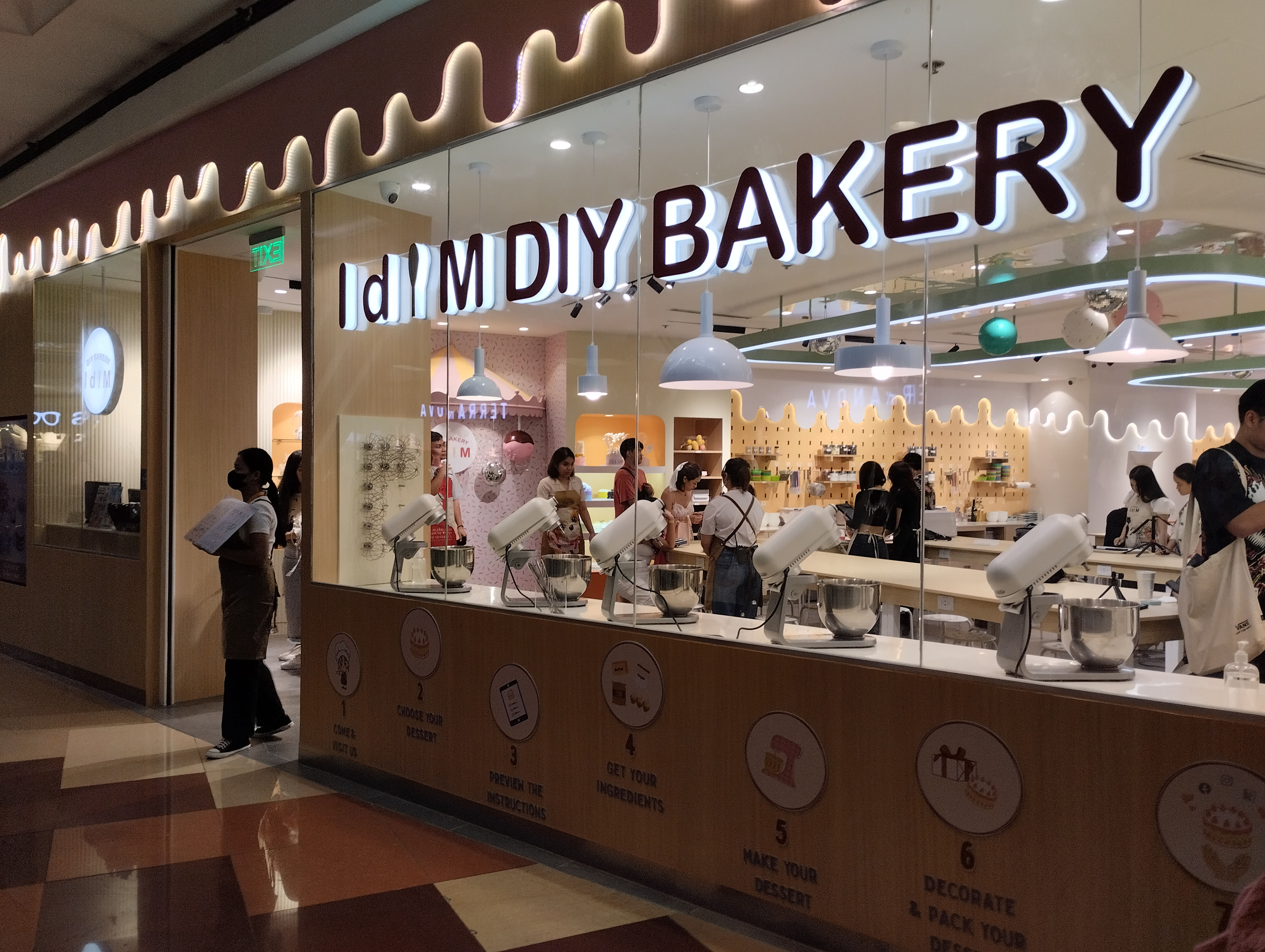IDIM DIY Bakery - SM North EDSA - Quezon City