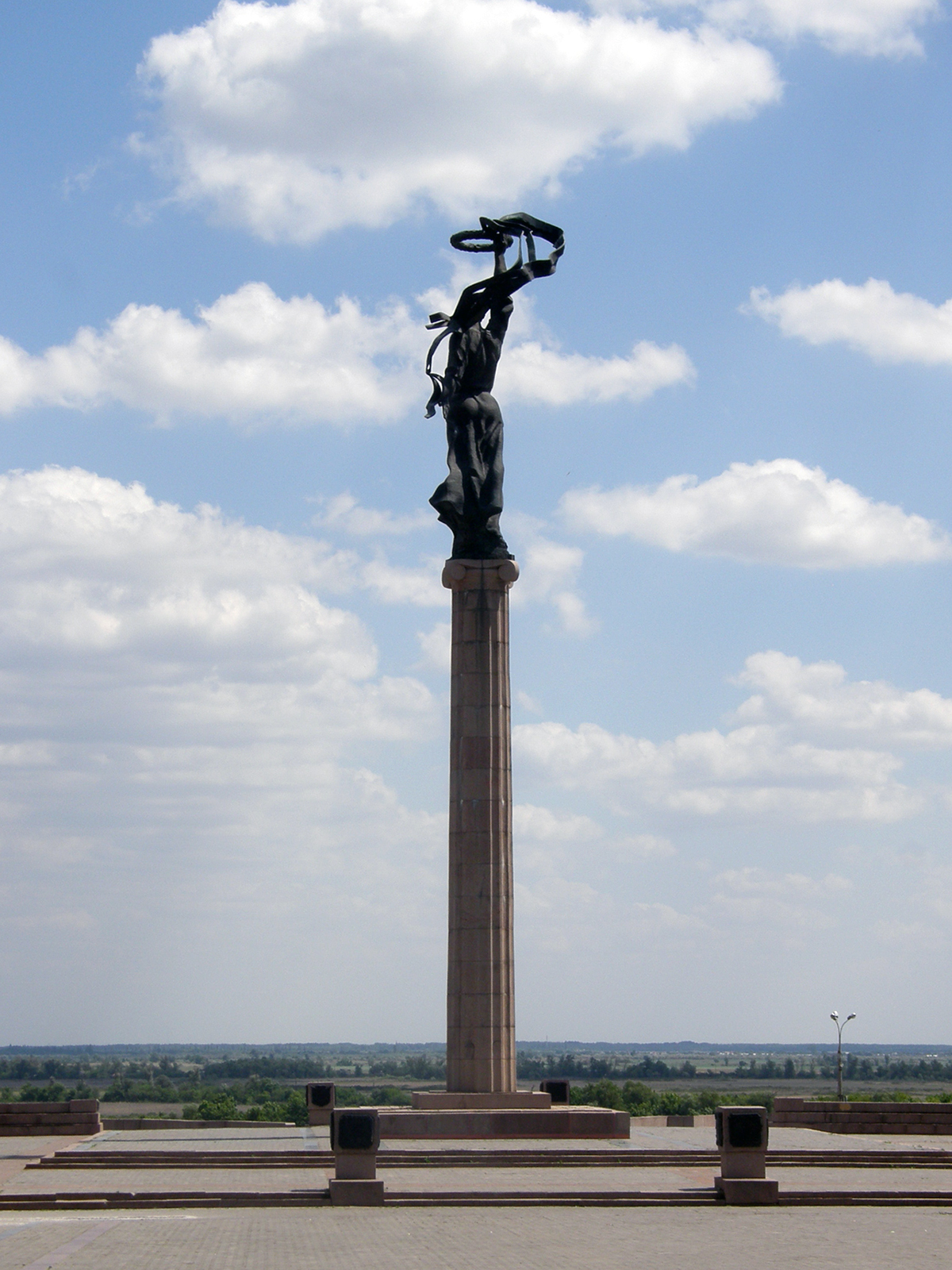 Freedom statue - Kherson