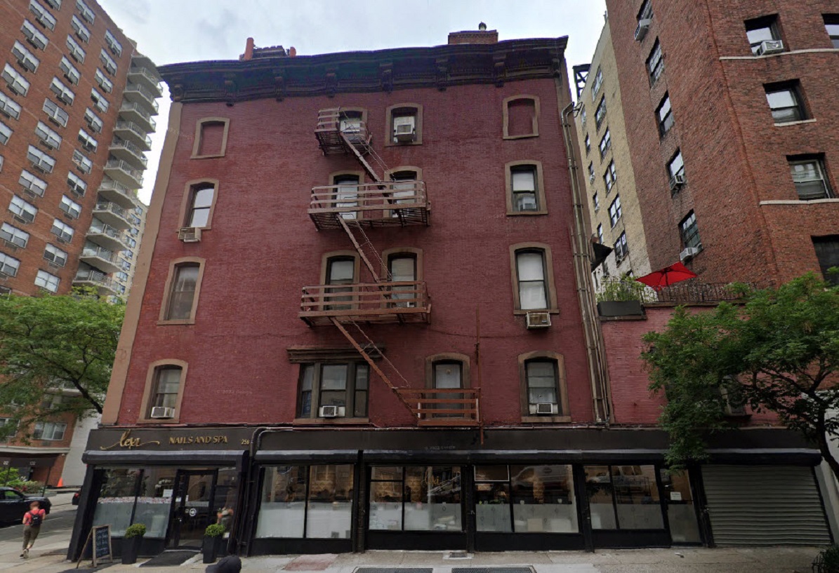 129-137 East 35th Street