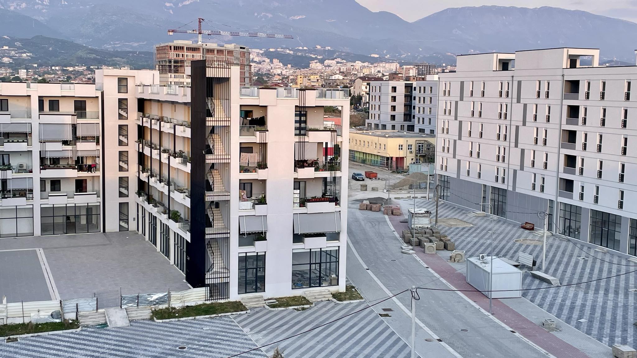 New building - Tirana