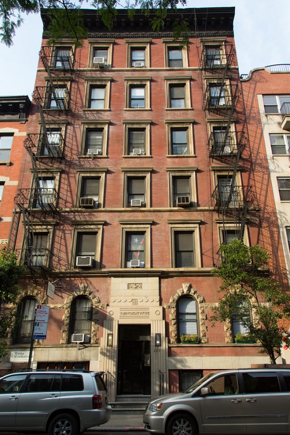 225 East 35th Street