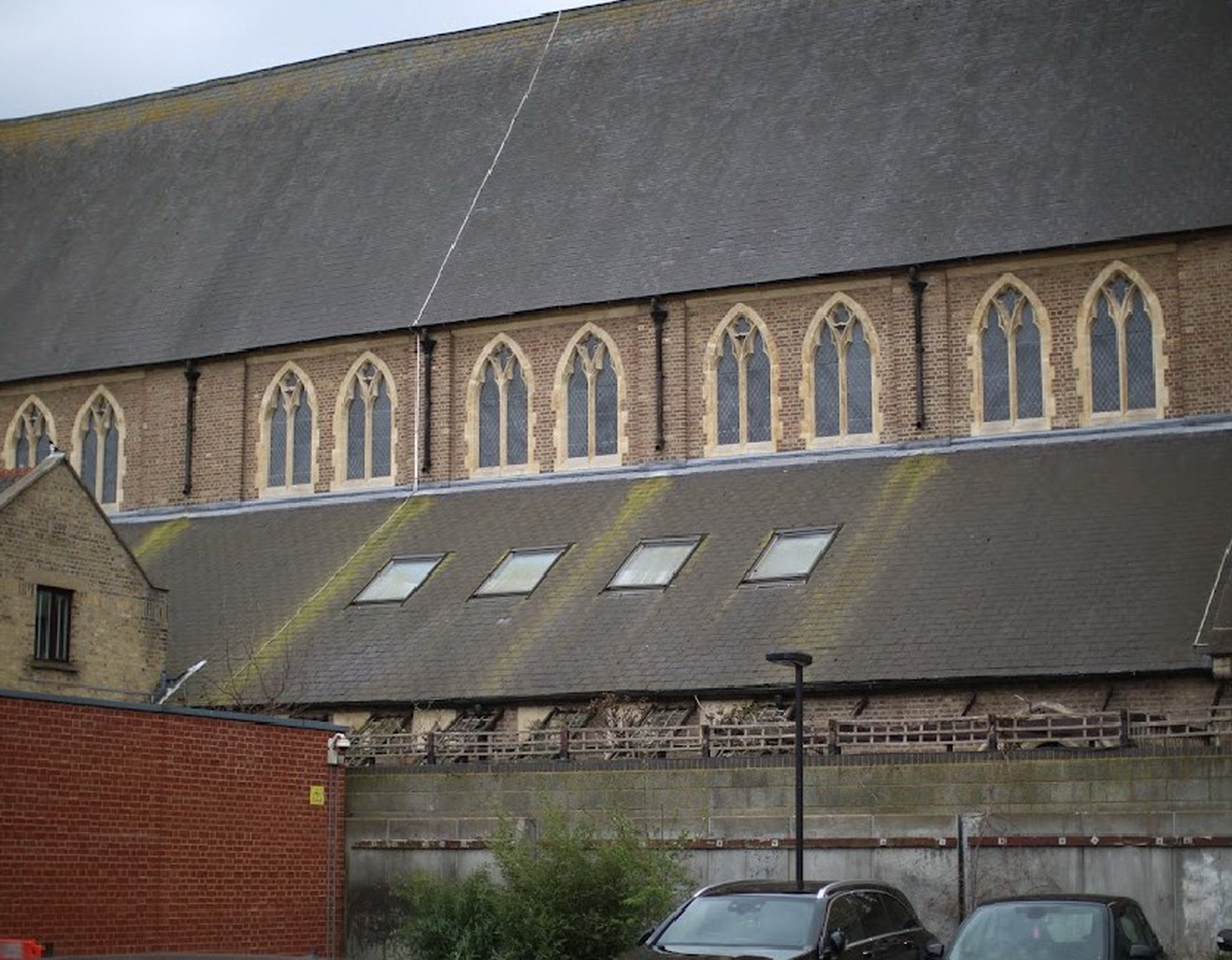 291 Gallery/St Augustines Church, Hackney Road - London