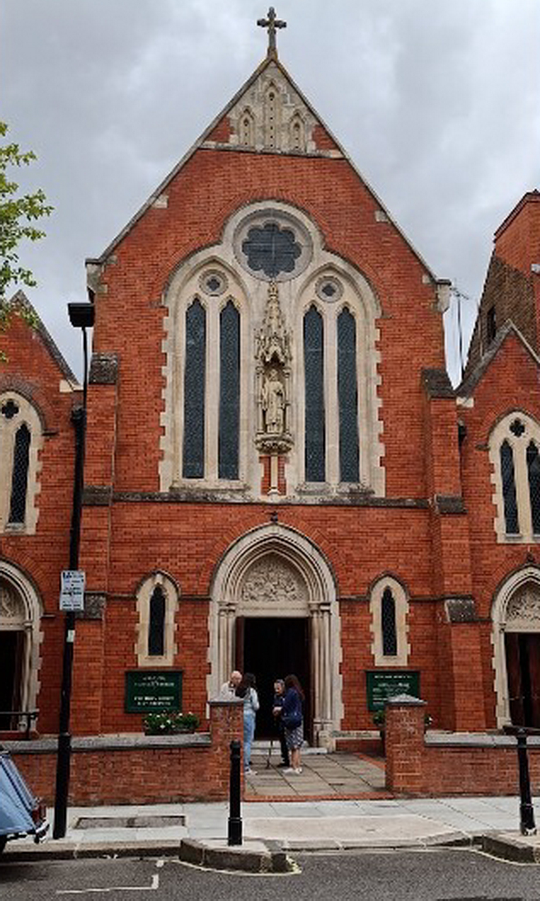 Holy Ghost and St Stephen Catholic Church - London