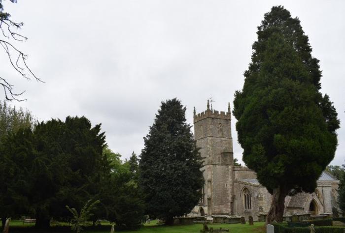 Wroughton Parish Churchyard - Wroughton