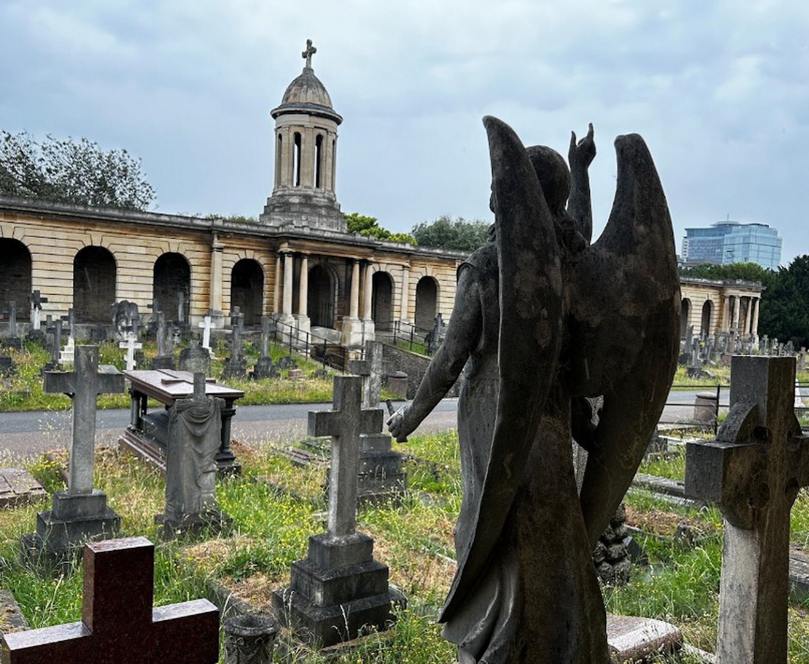 Brompton Cemetery - London