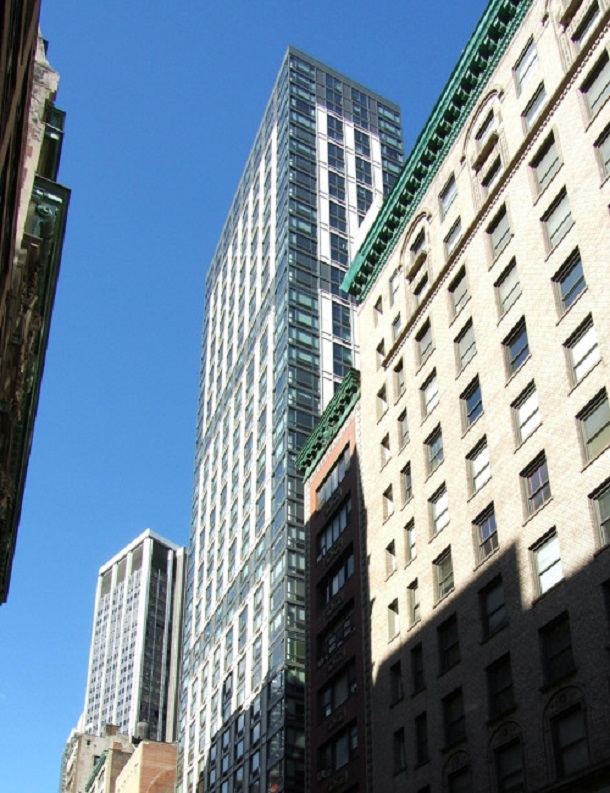 Tower 31 | skyscraper, apartment building