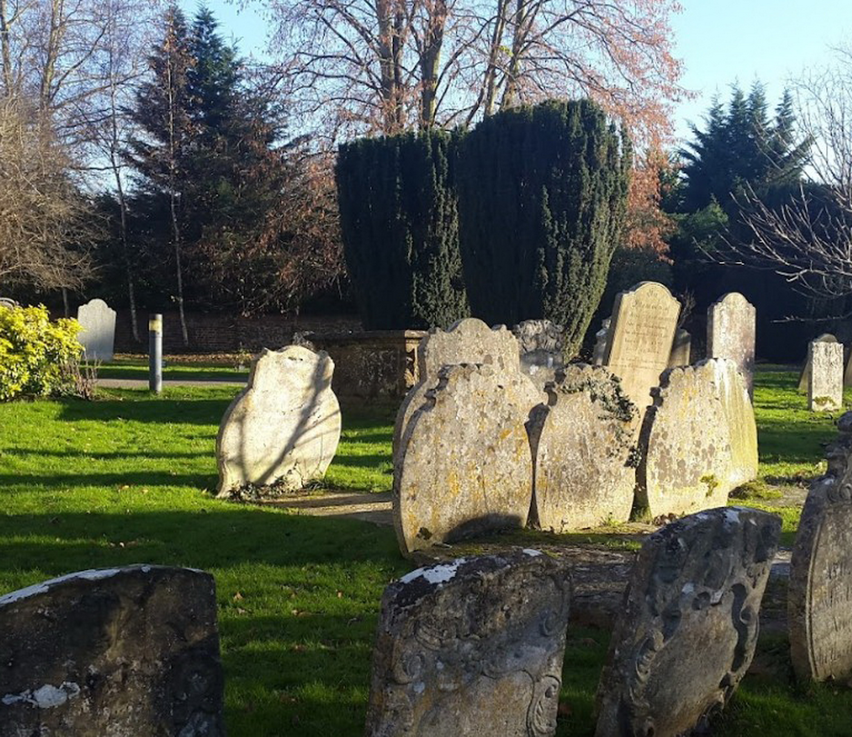 Holy Trinity Churchyard - Cookham