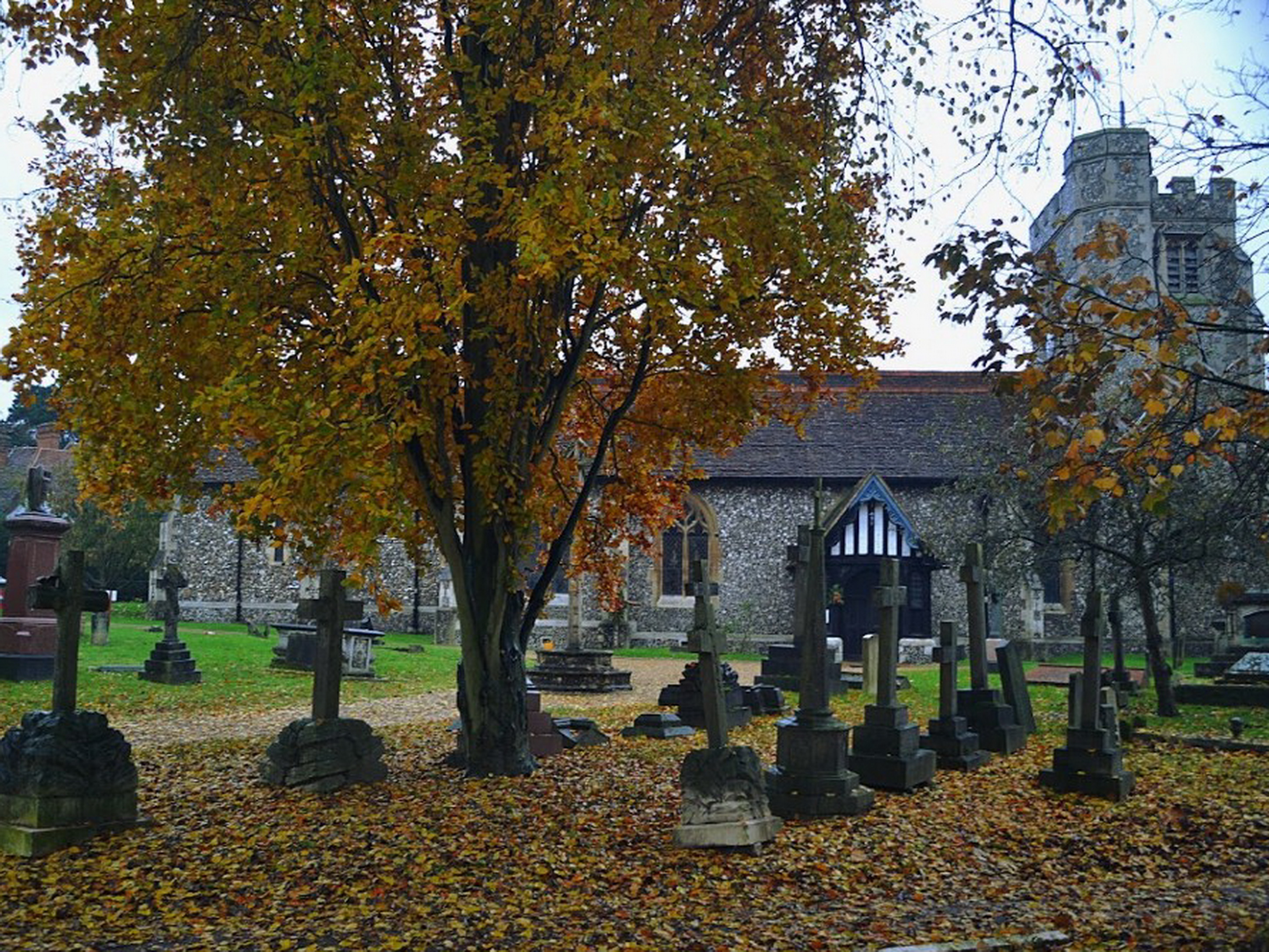 St James' Churchyard - Bushey
