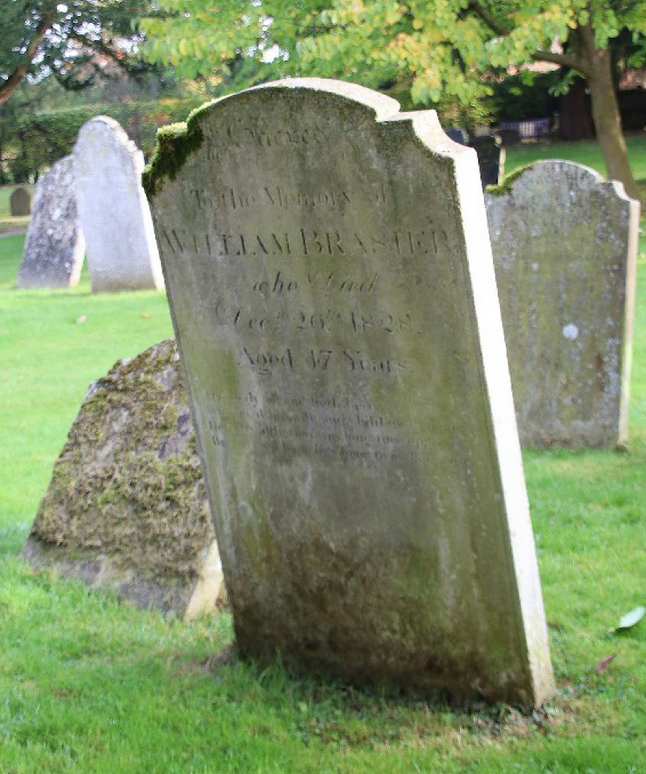 St. Nicholas Church Yard - Barton-le-Clay