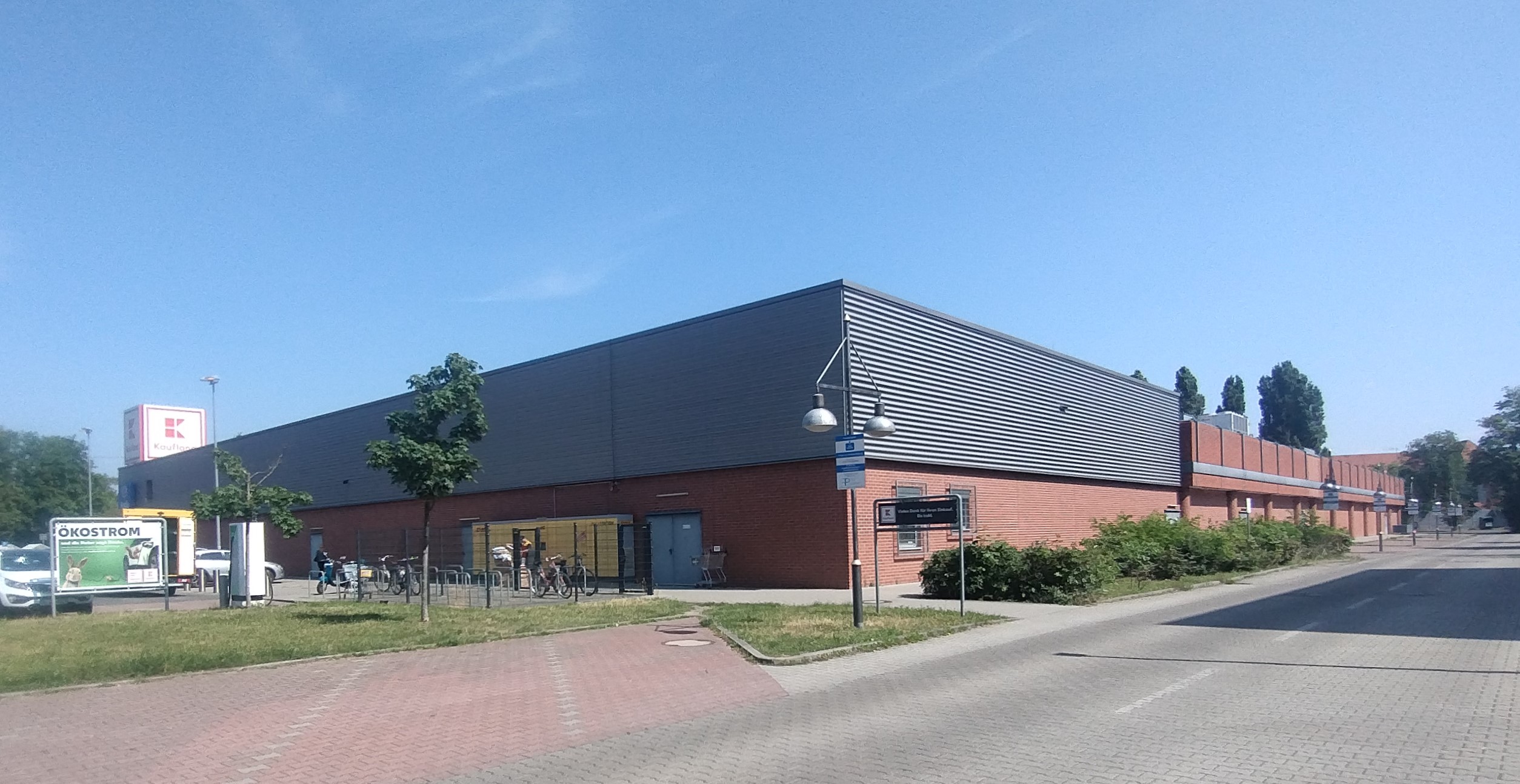 Shopping center on the site of the prison "Spandau" - Berlin