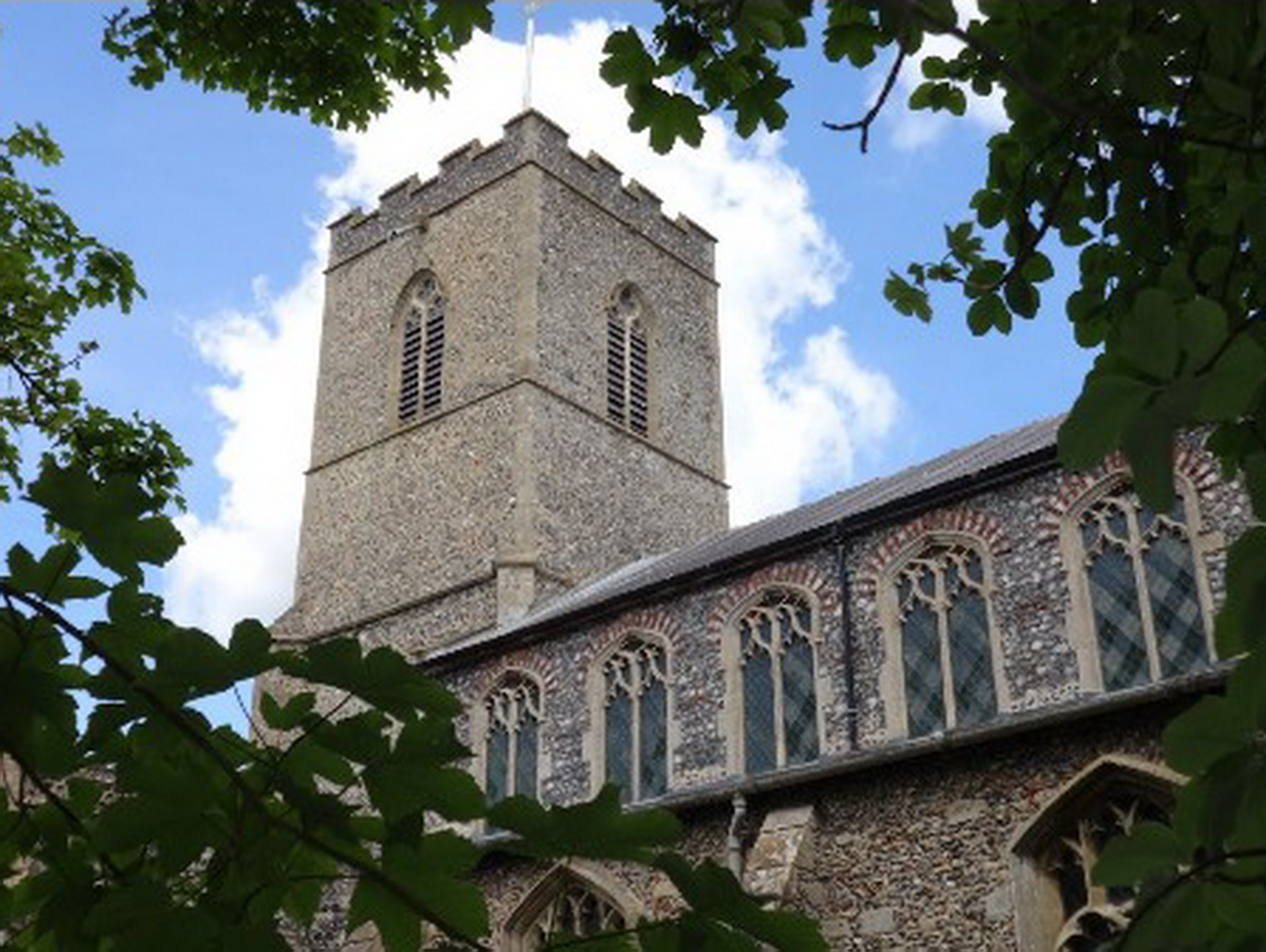 St Peter and St Paul's Churchyard - Fressingfield