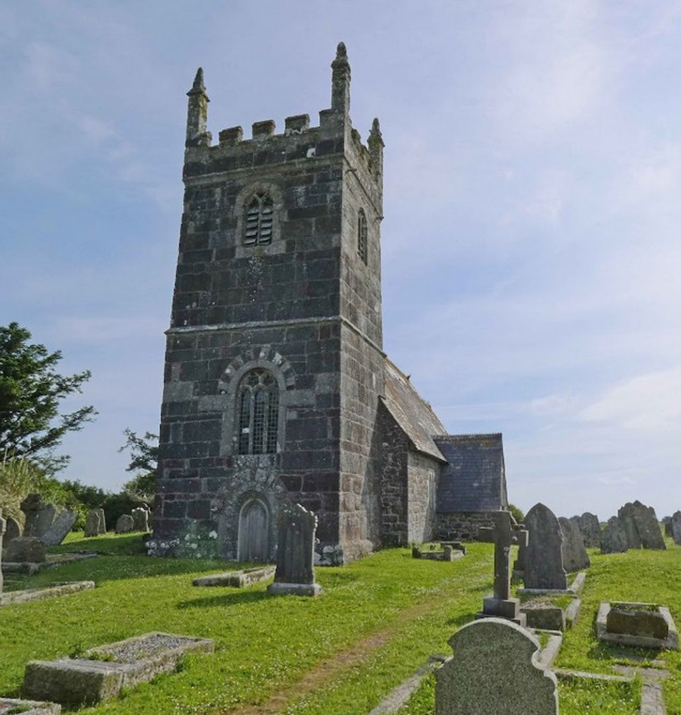 St Grada and Holy Cross Churchyard