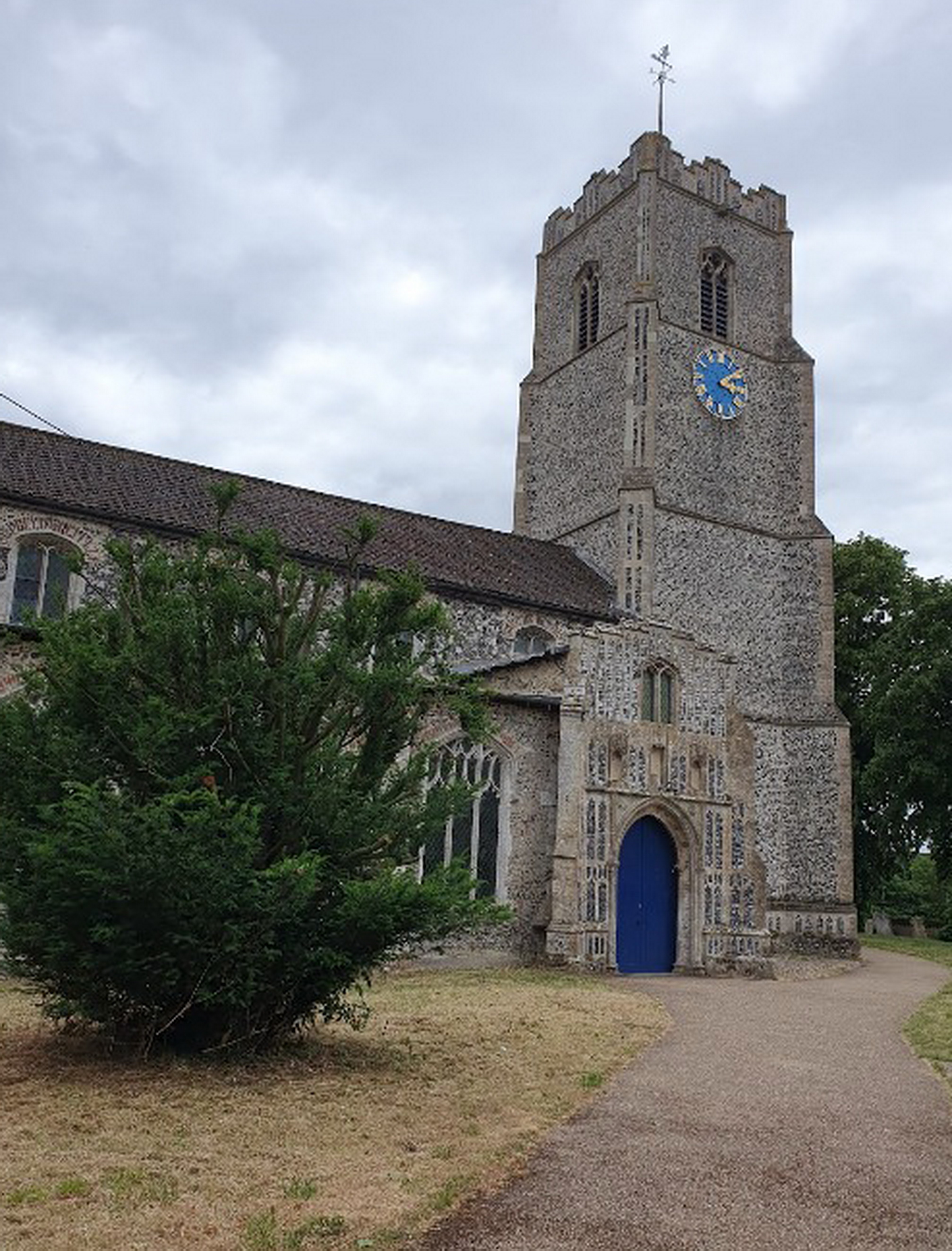St Mary Magdalene Churchyard - Pulham Market