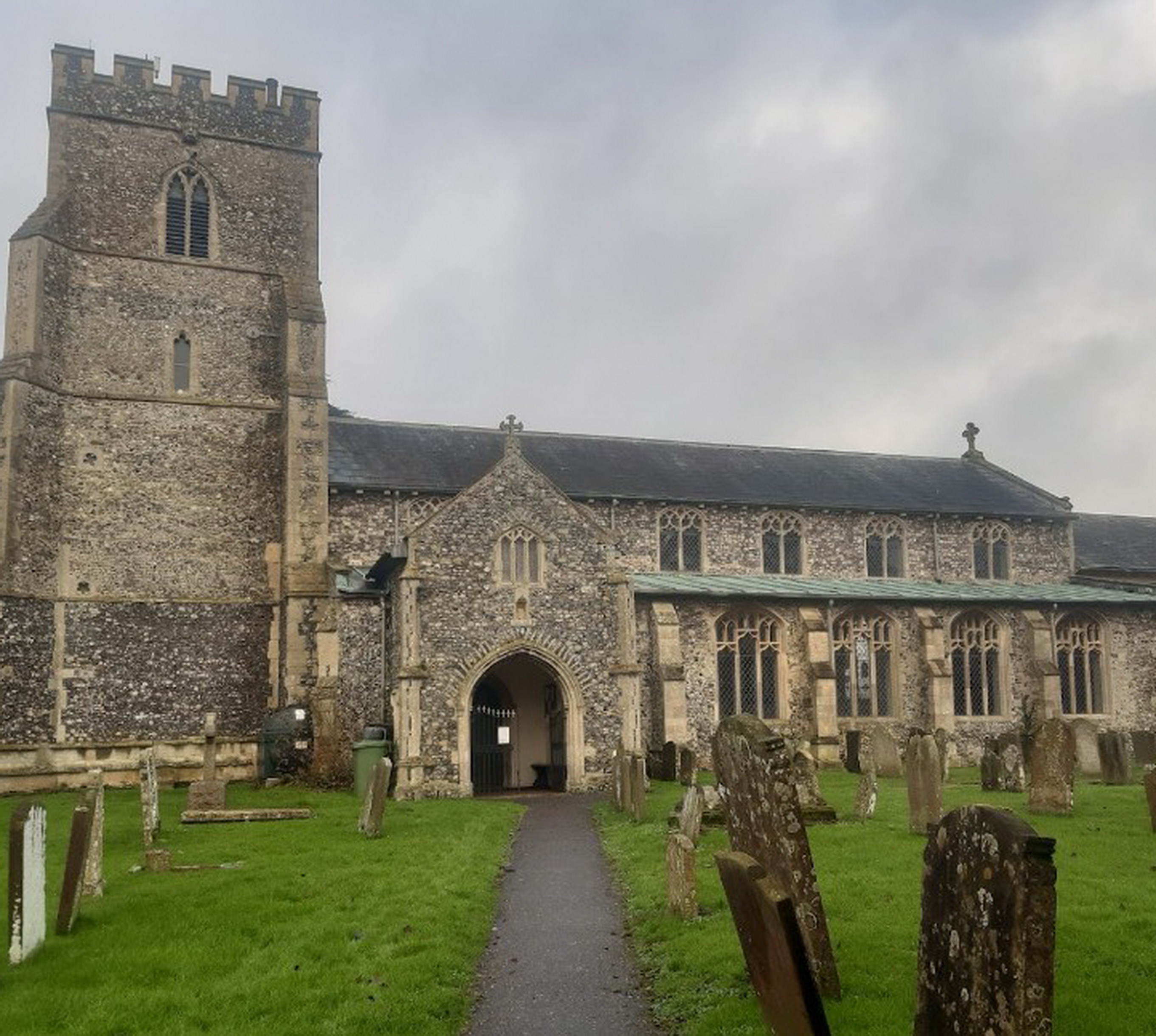 St Nicholas Churchyard - Ashill
