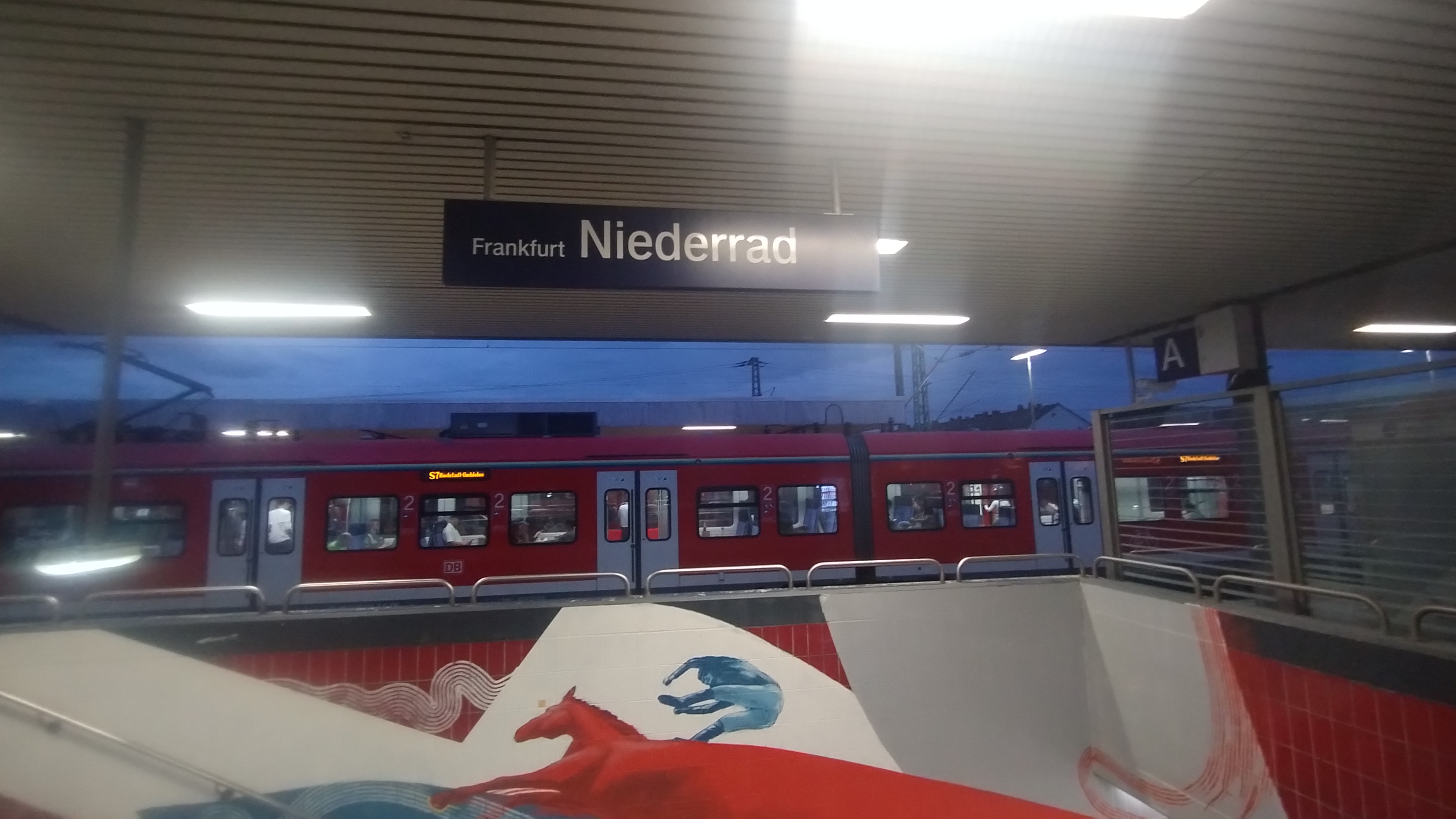 Bahnhof Frankfurt-Niederrad - Frankfurt am Main | Bahnhof, 1977 ...