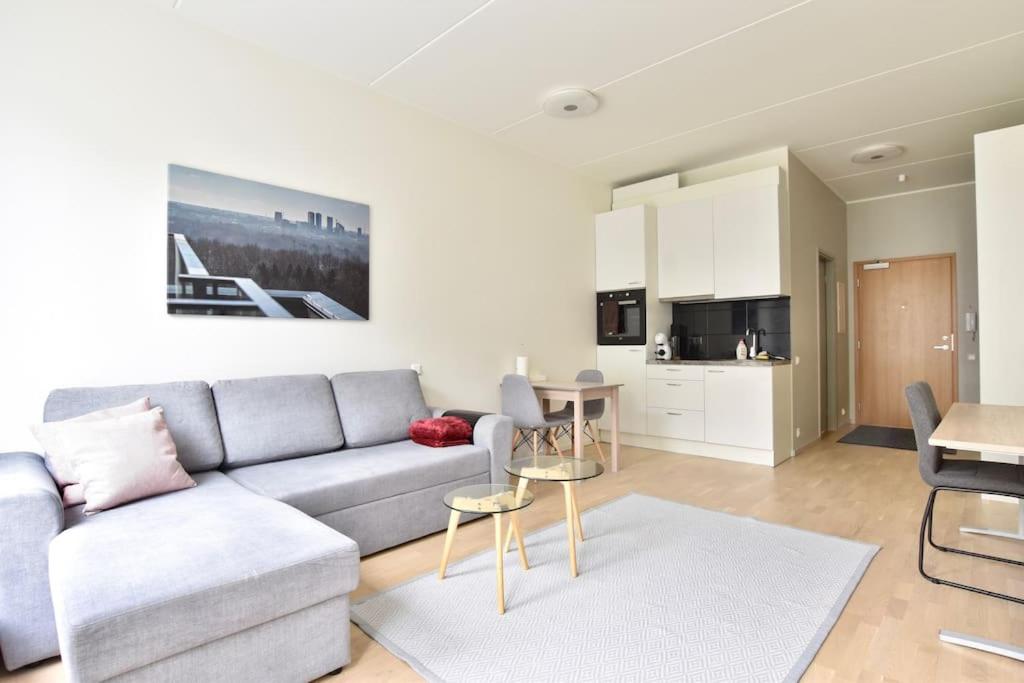 Stylish Studio with Free Private Parking & Wi-Fi - Tallinn