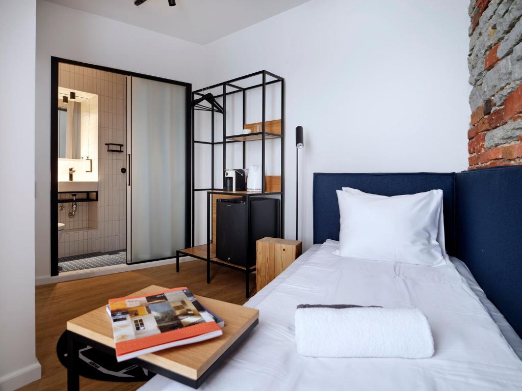 LJ5 - Old Town Rooms with Exclusive shared Roof Terrace - Tallinn