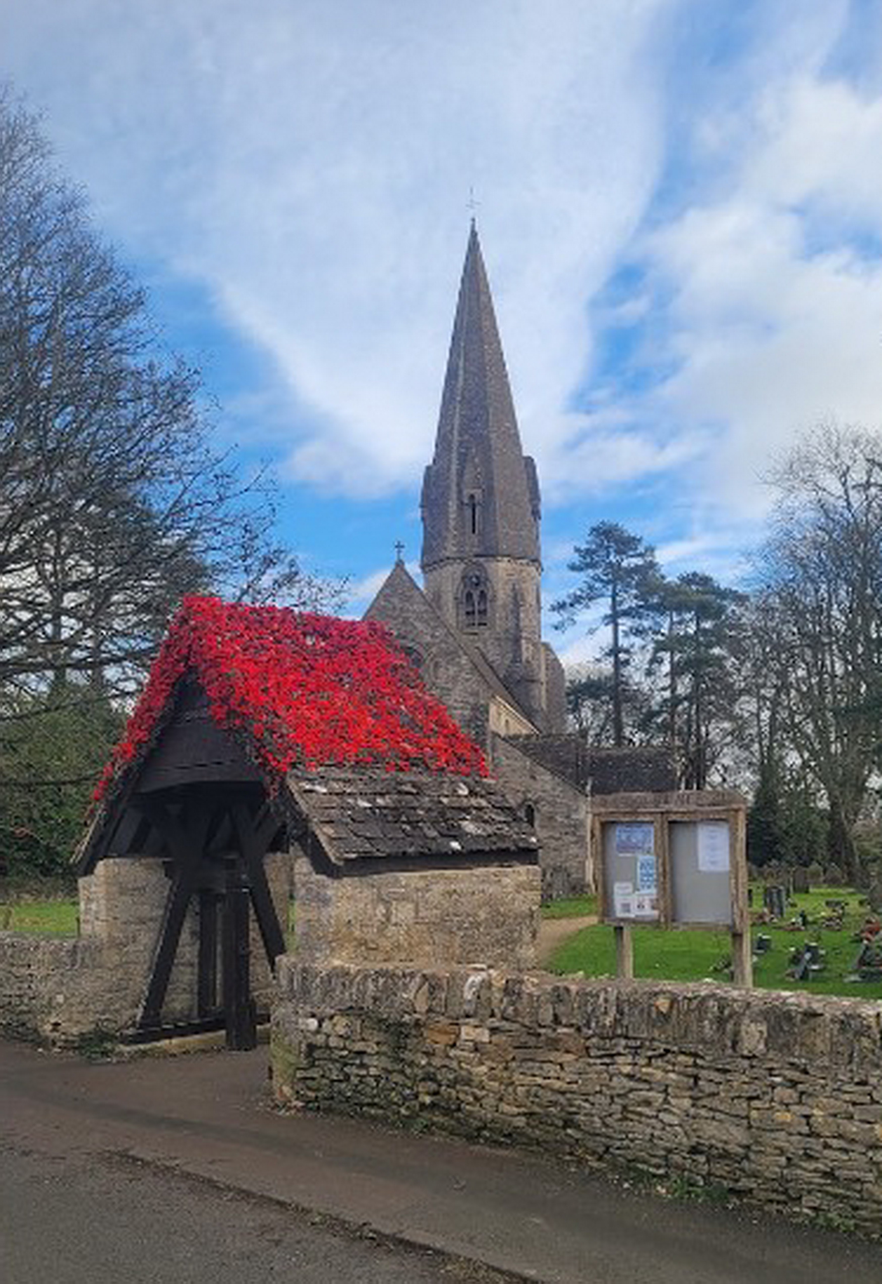 St Michael & All Angels Church, Leafield - Leafield