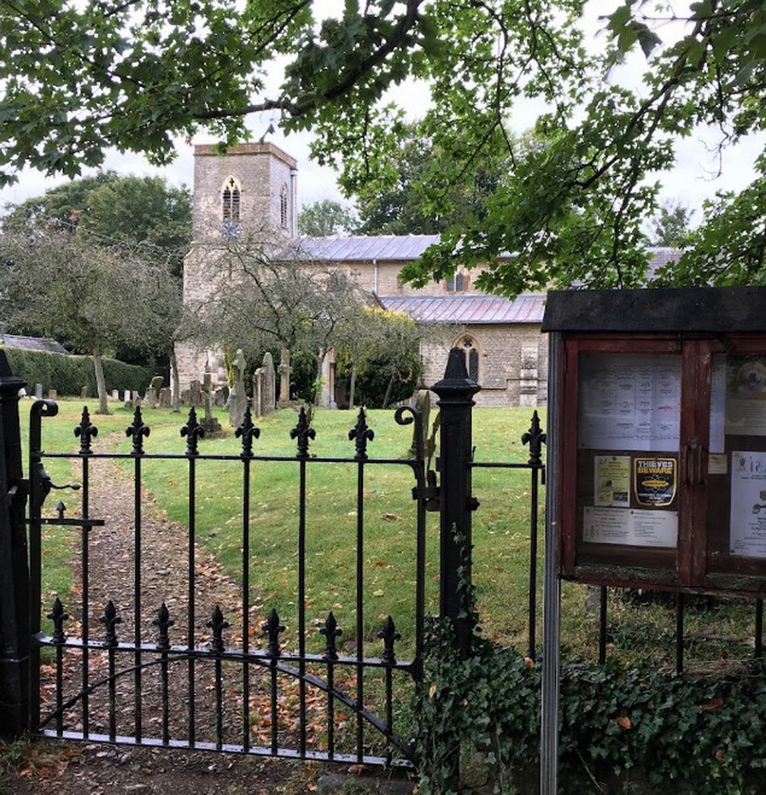 St Michael and All Angels Churchyard, Fringford - Fringford